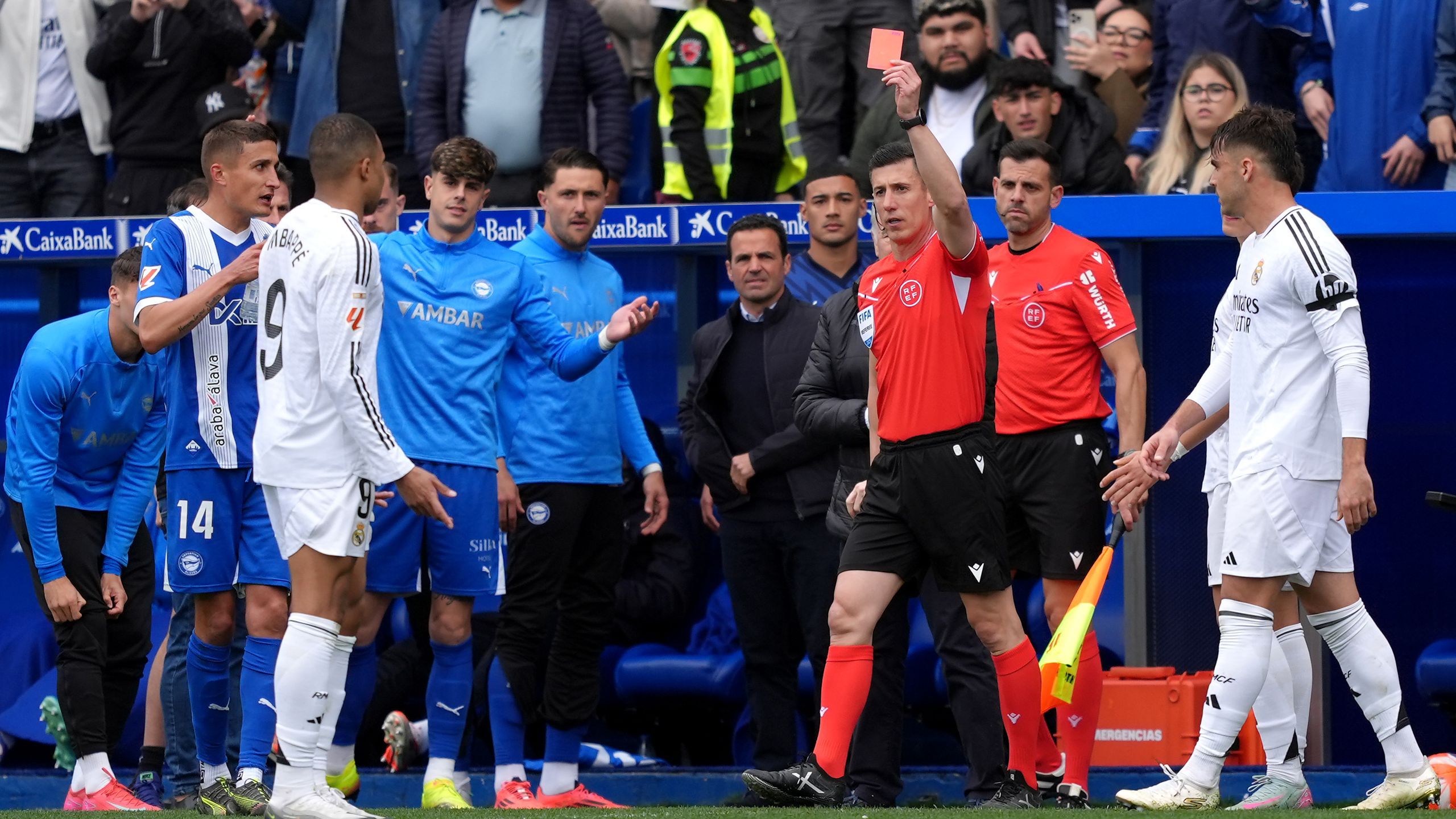 Liga | Alavés - Real Madrid | Expulsion de Kylian Mbappé | "Une faute ...