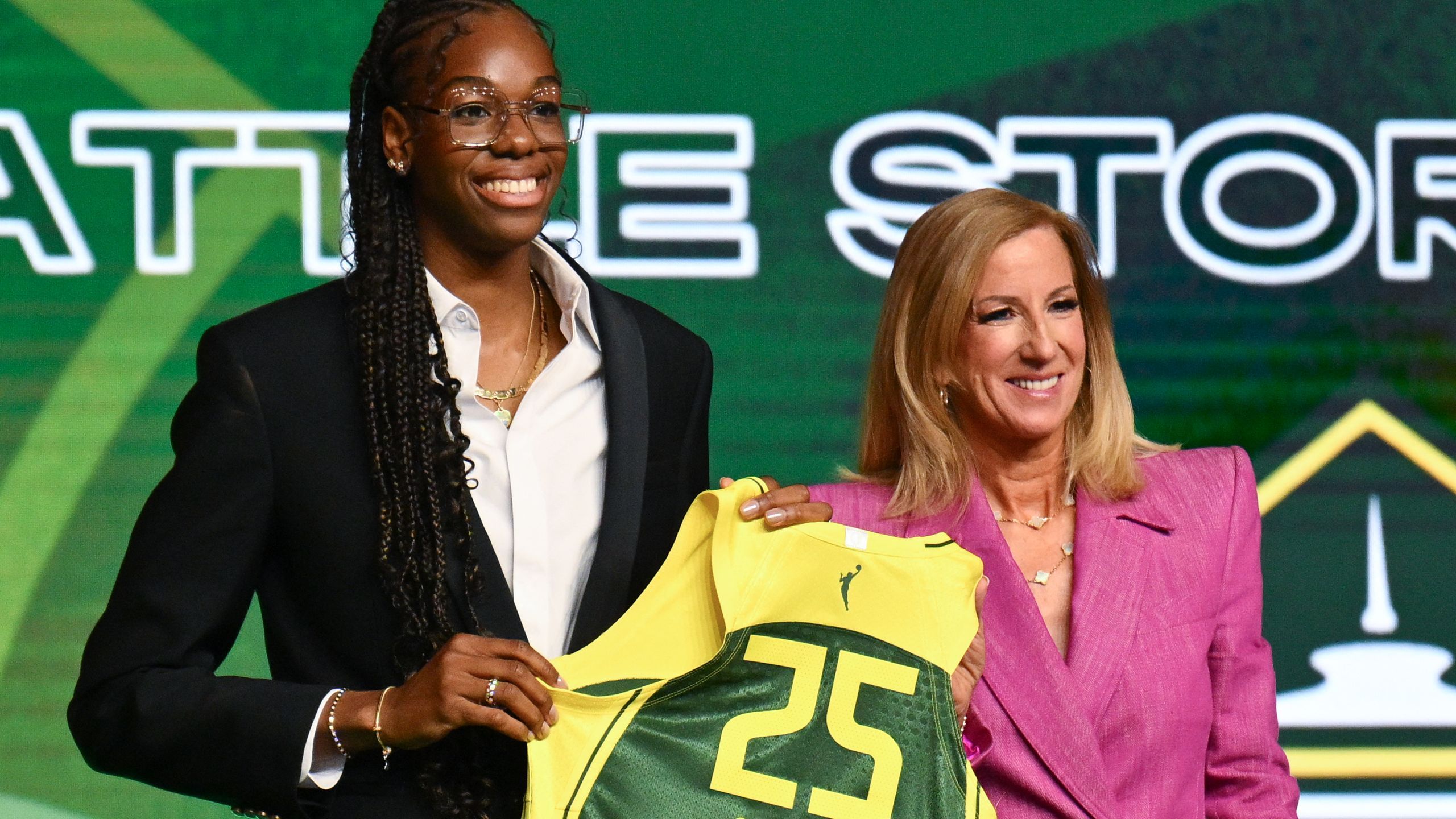 WNBA - Dominique Malonga choisie en deuxième position de la draft 2025 ...
