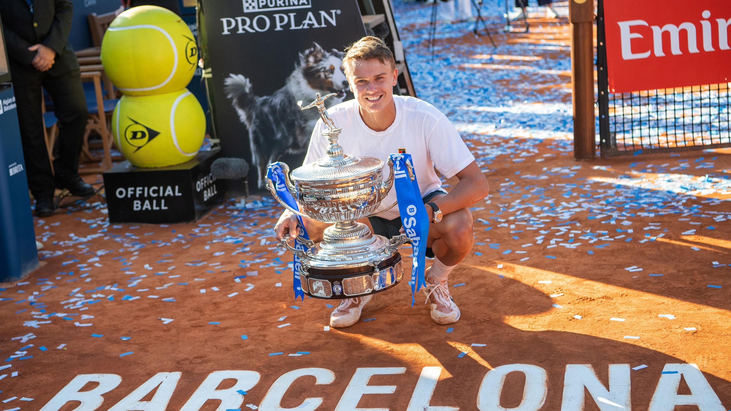 Holger Rune tilbage i top-10 på verdensranglisten efter turneringssejr ...