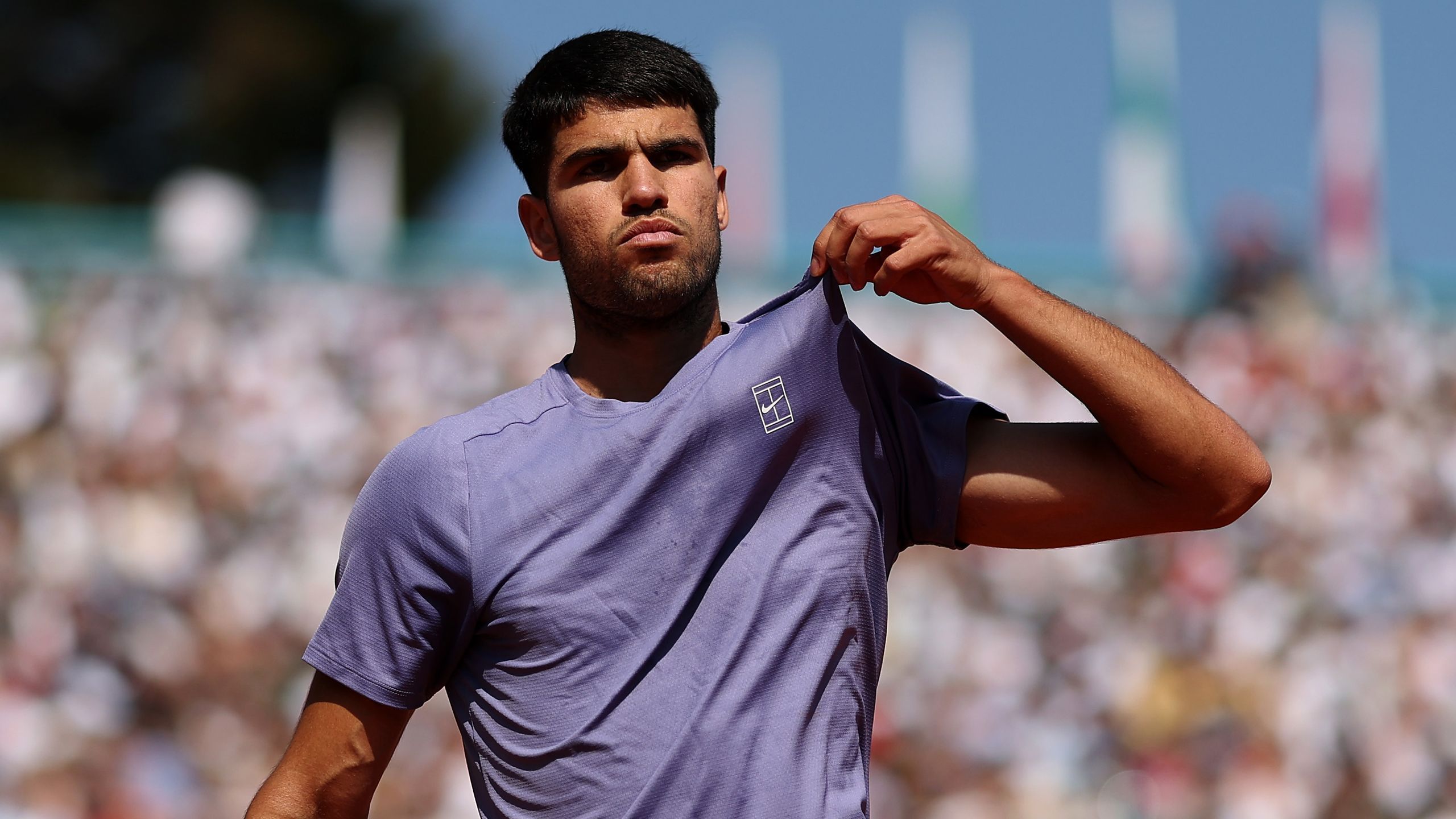 Carlos Alcaraz gerät in die Kritik - Novak Djokovic, Boris Becker und David Ferrer verteidigen ...