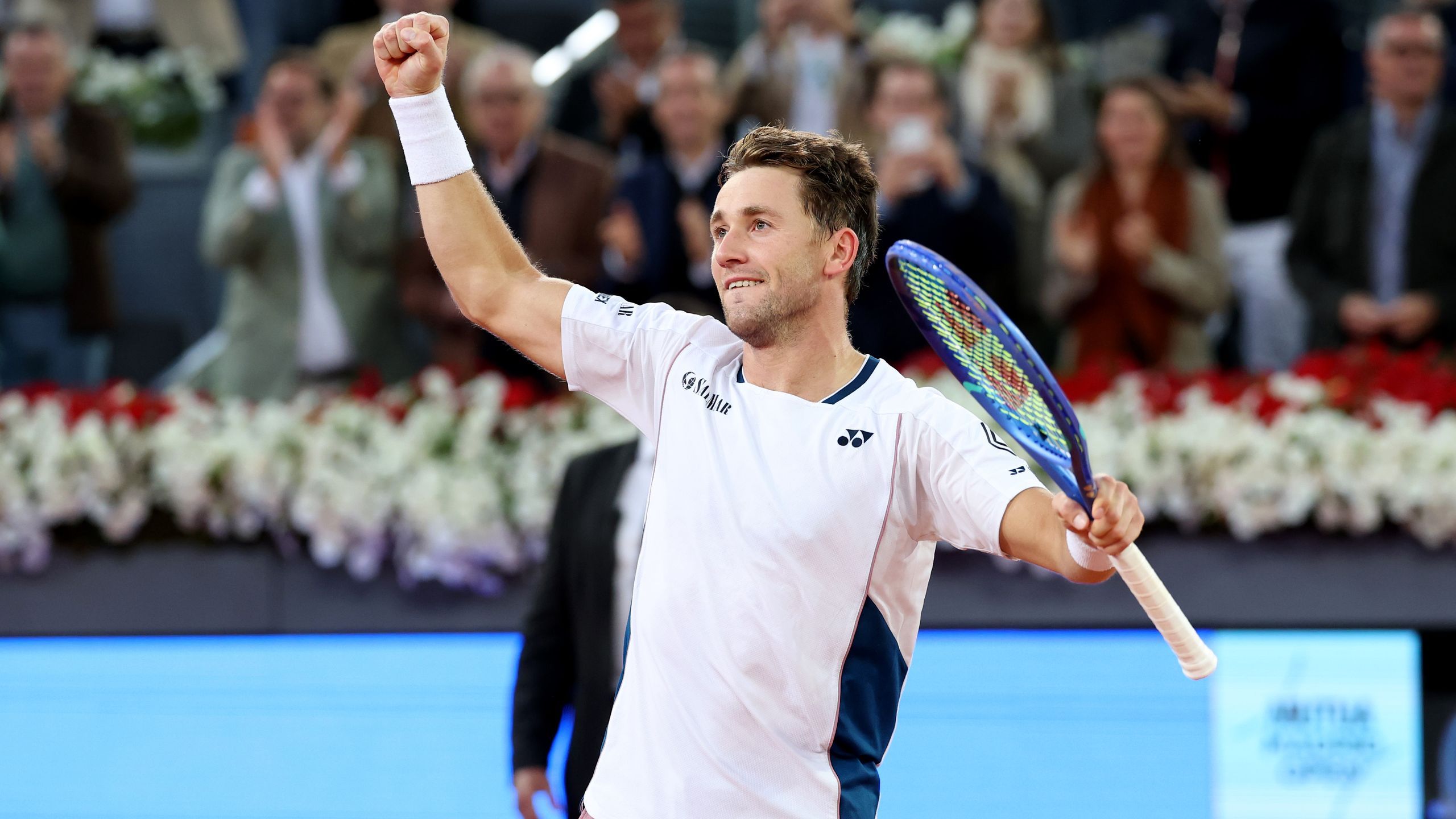 Casper Ruud raakt in vorm voor Roland Garros met eindzege in Madrid ...