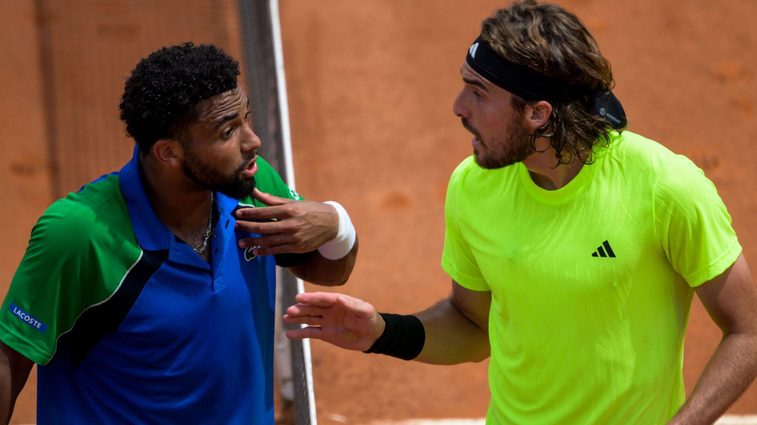 Tsitsipas a bien visé la tête : explication tendue avec Fils en fin de ...