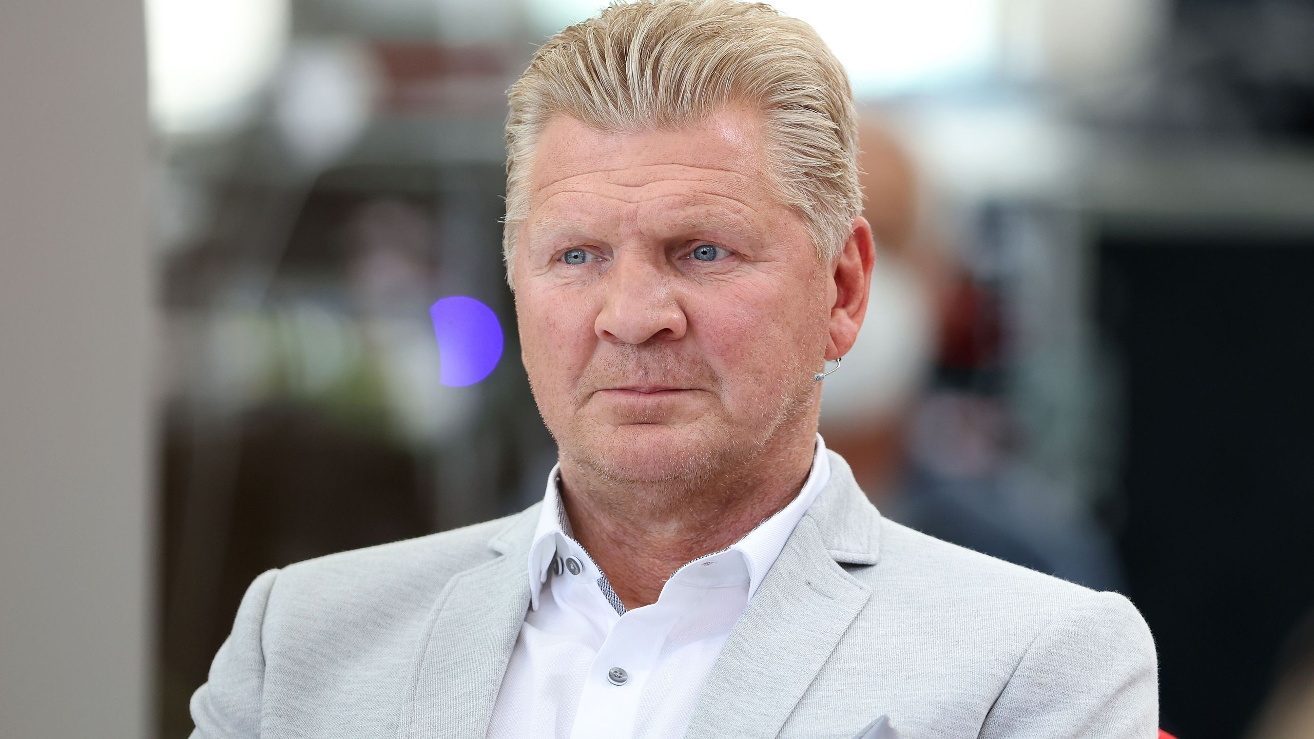 Stefan Effenberg giftet wegen des Umganges mit der Zukunftsfrage gegen ...