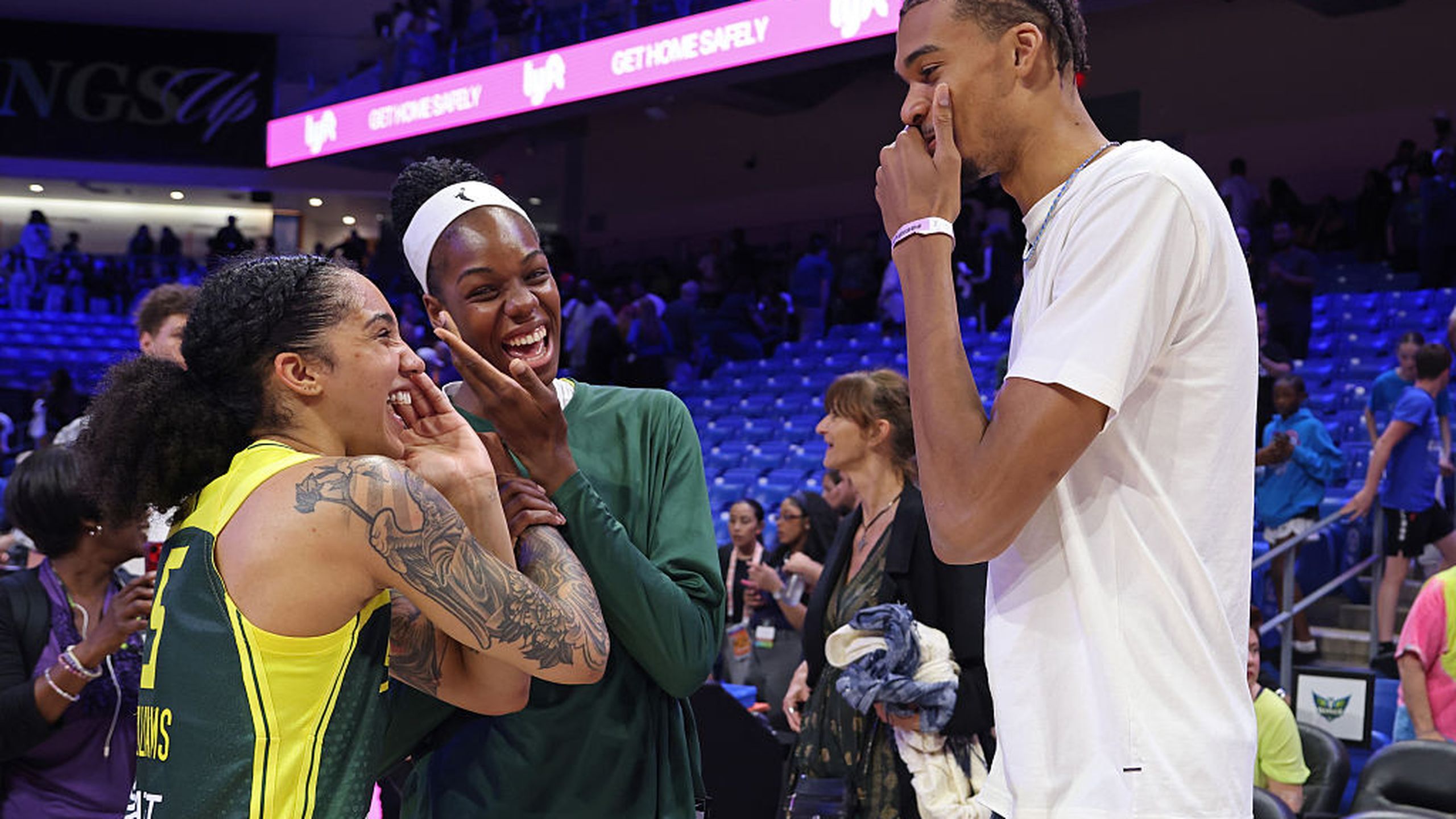 WNBA I Gabby Williams porte le Seattle Storm contre les Dallas Wings de ...