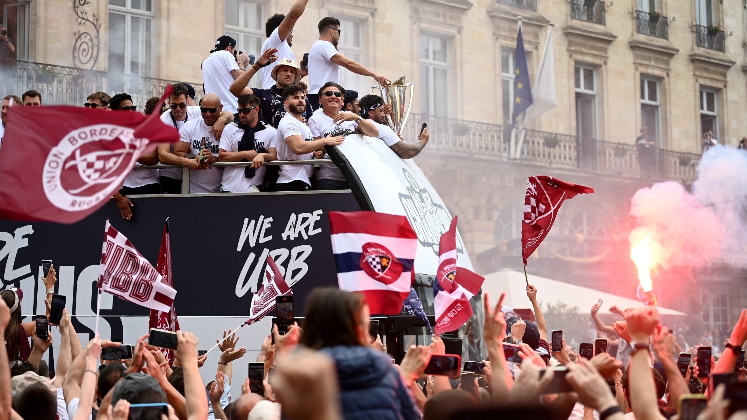 L'Union Bordeaux Bègles a remporté la Champions Cup : voici la parade ...