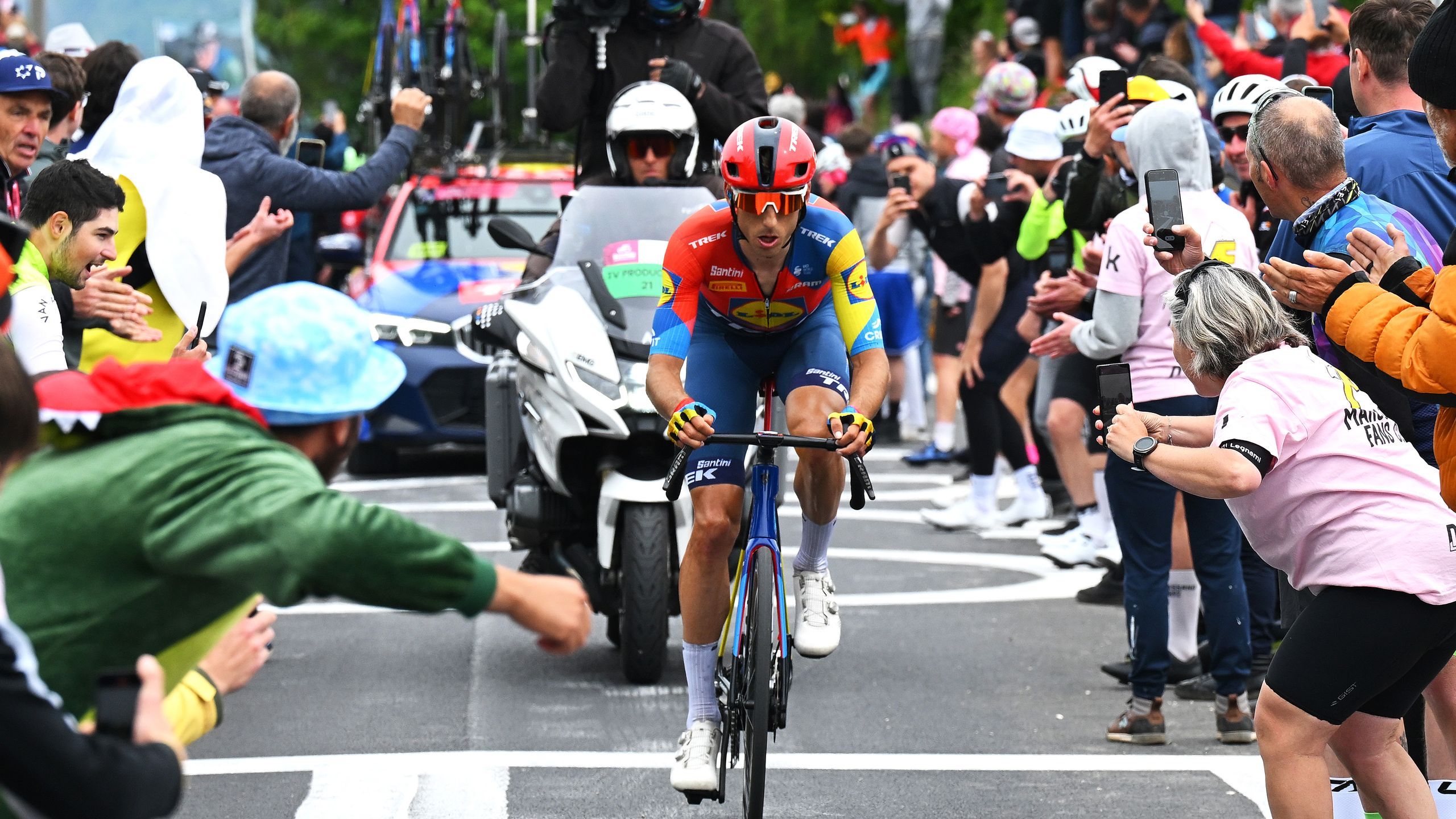 Verona sikrer Lidl-Treks sjette etapesejr: Roglic bløder tid i ...