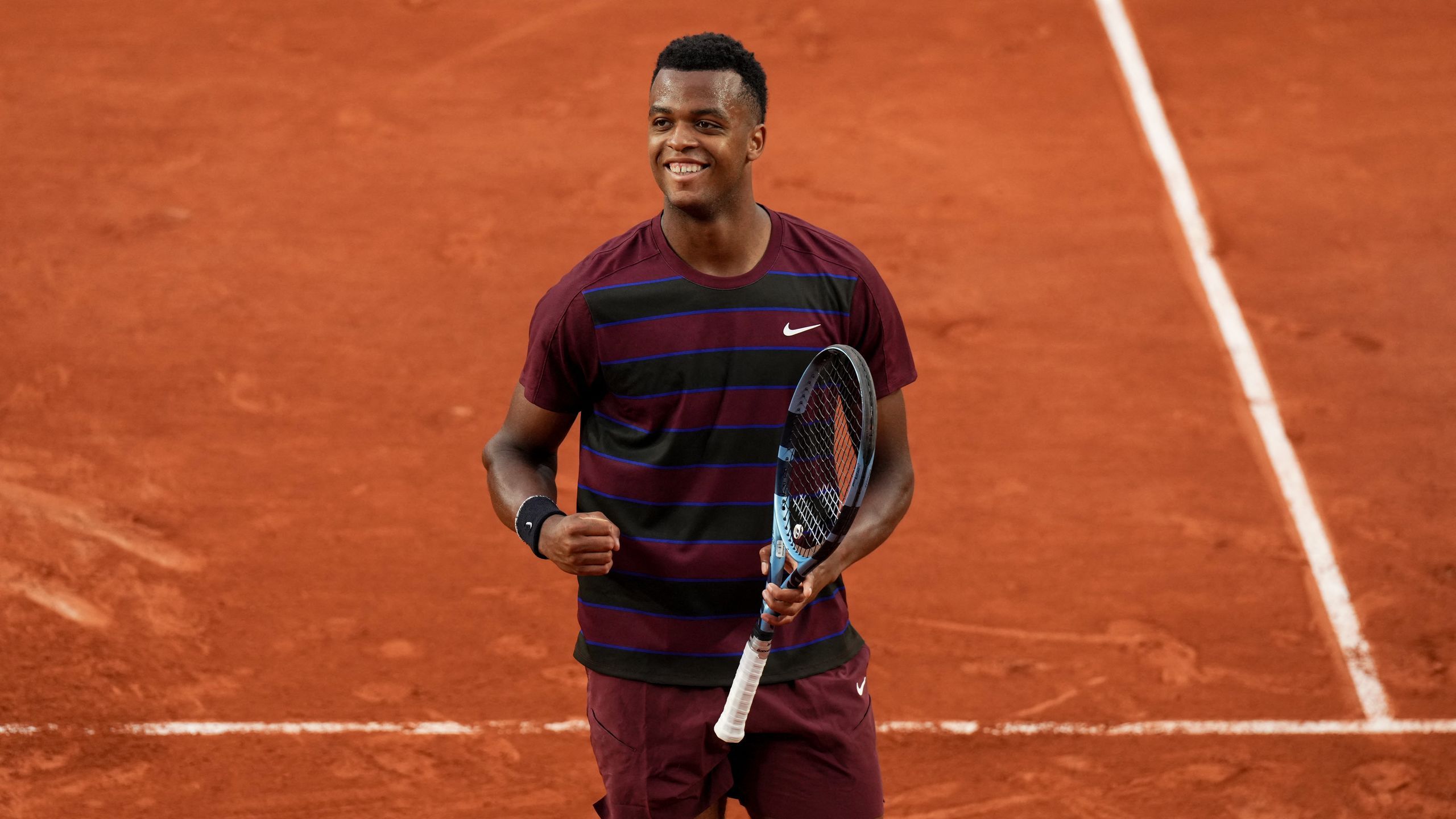 Giovanni Mpetshi Perricard remporte son premier match à Roland-Garros ...
