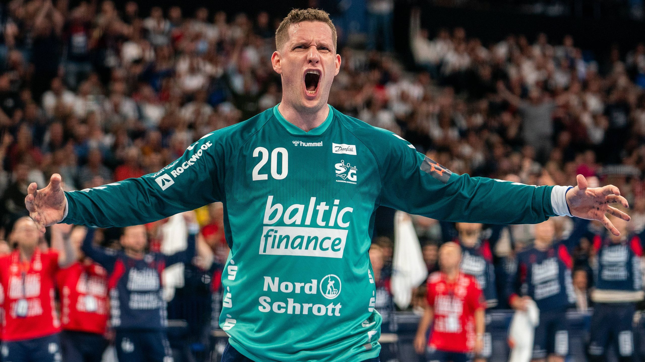 Kevin Möller wird zum Helden: SG Flensburg-Handewitt gewinnt die ...