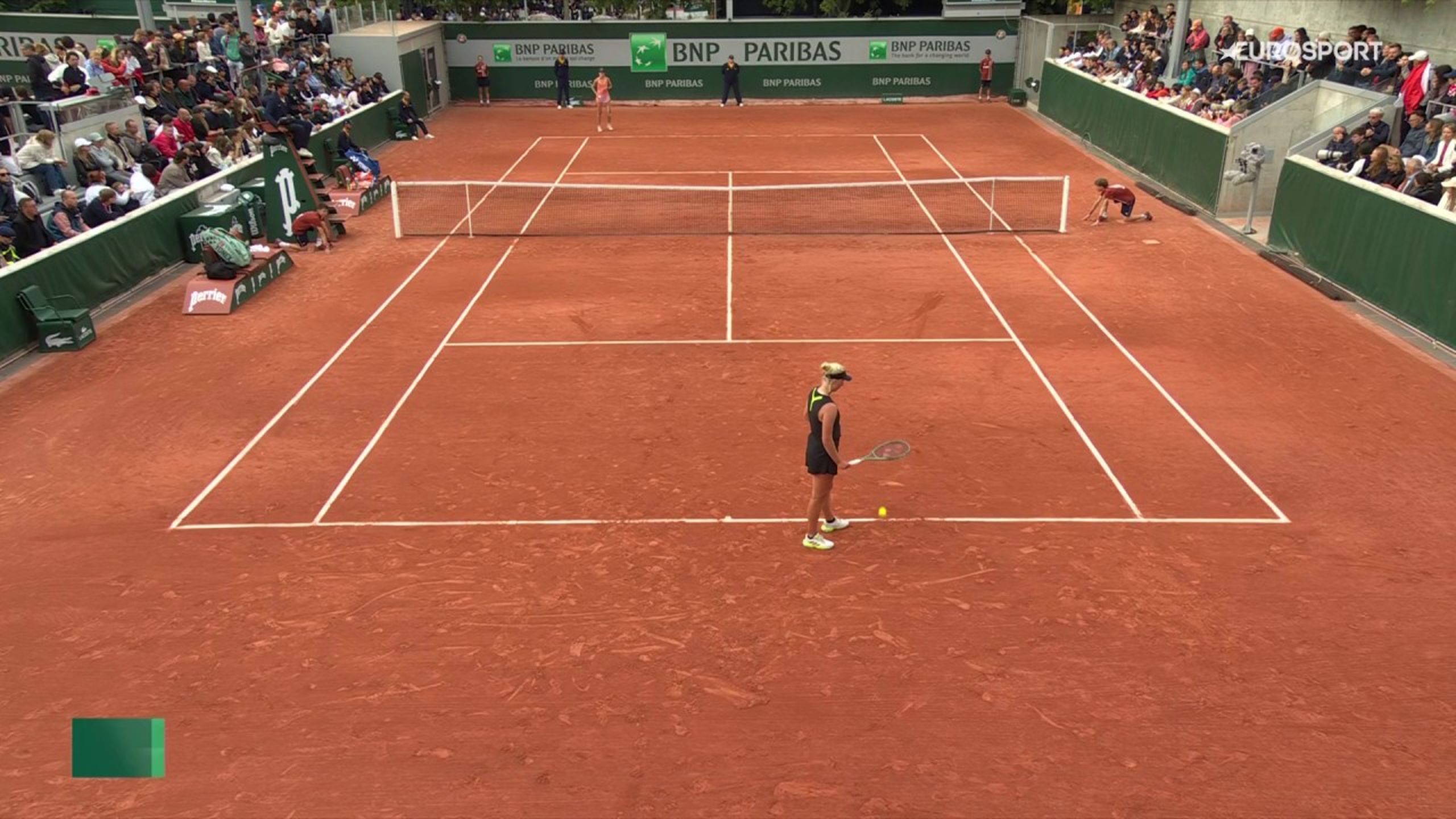 Magda Linette przełamała Clarę Tauson na 4:4 w 1. secie – 1. runda ...