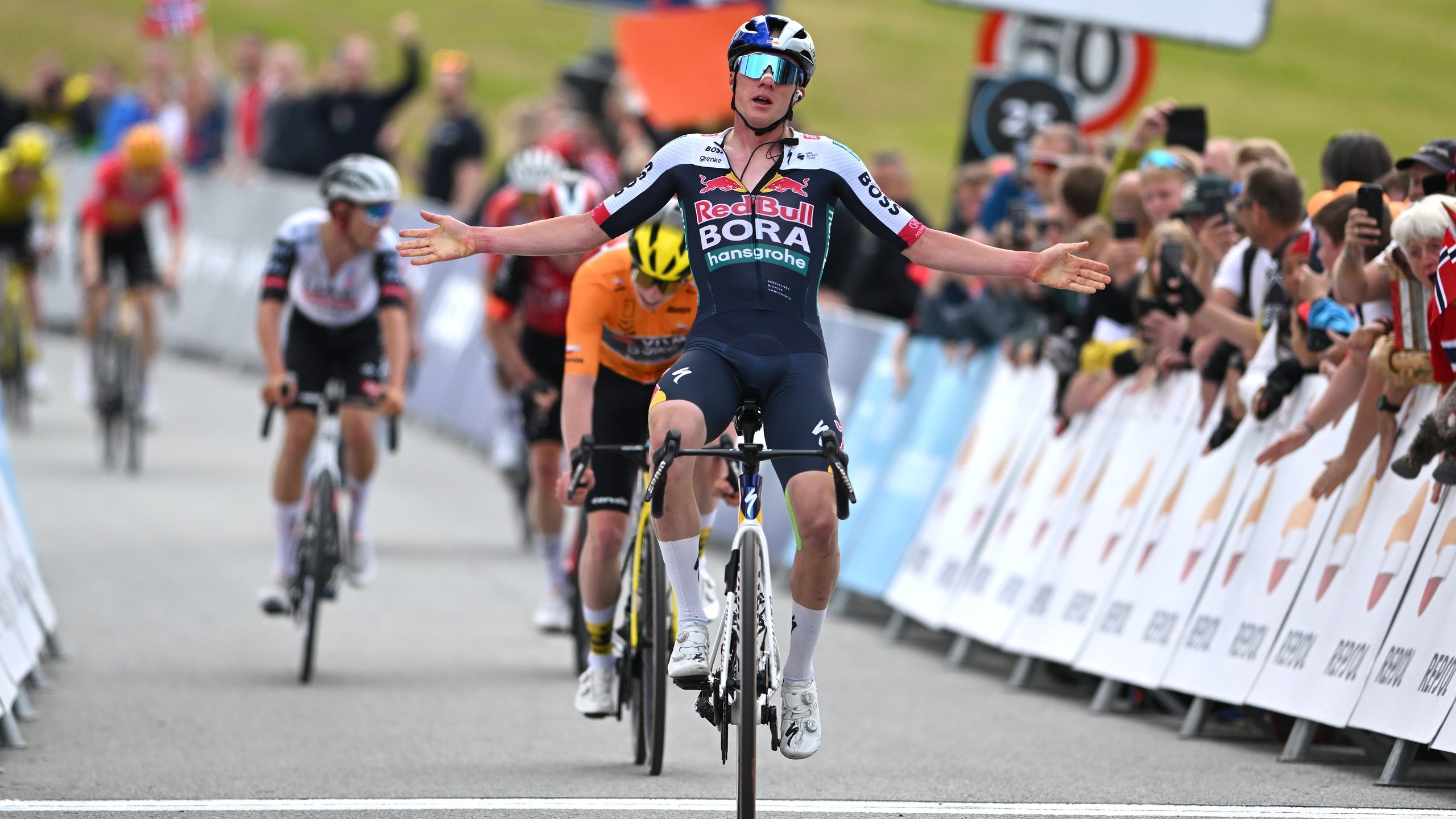 Maxim van Gils gewinnt schweres Finale gegen Matt Brennan in Norwegen ...