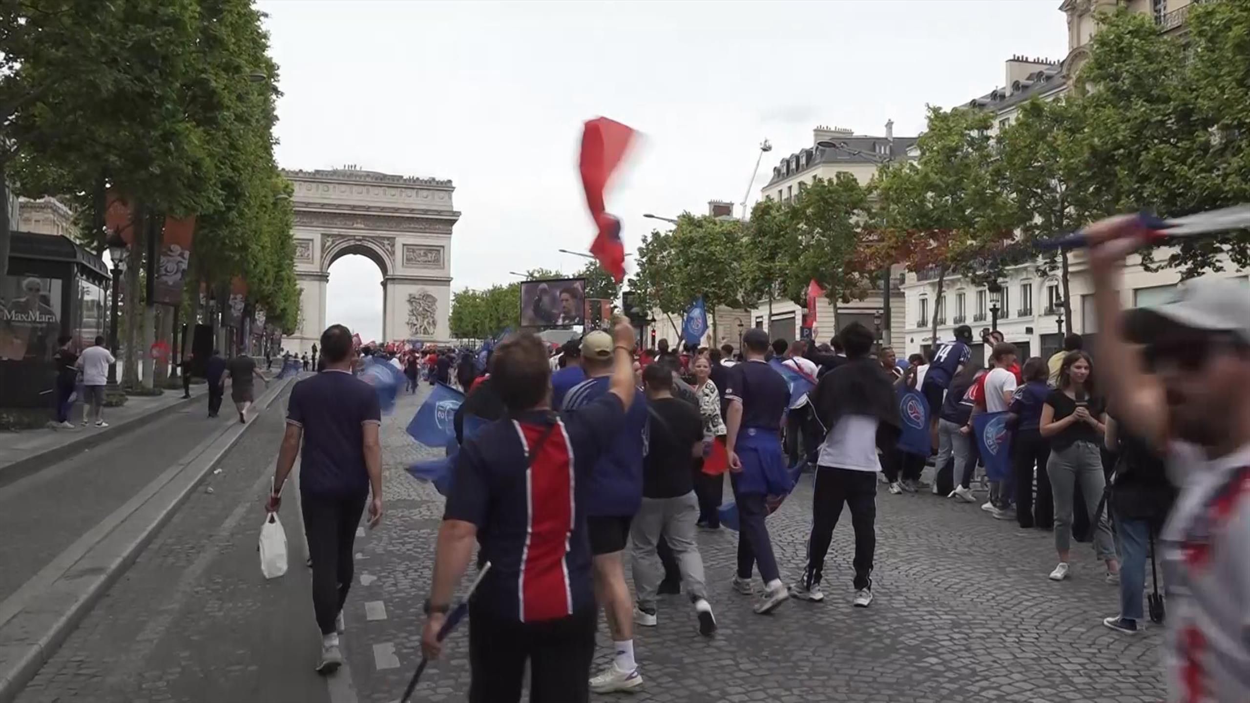 Haos la Paris, după ce PSG a câștigat UCL! Macron: "Vom urmări, vom ...