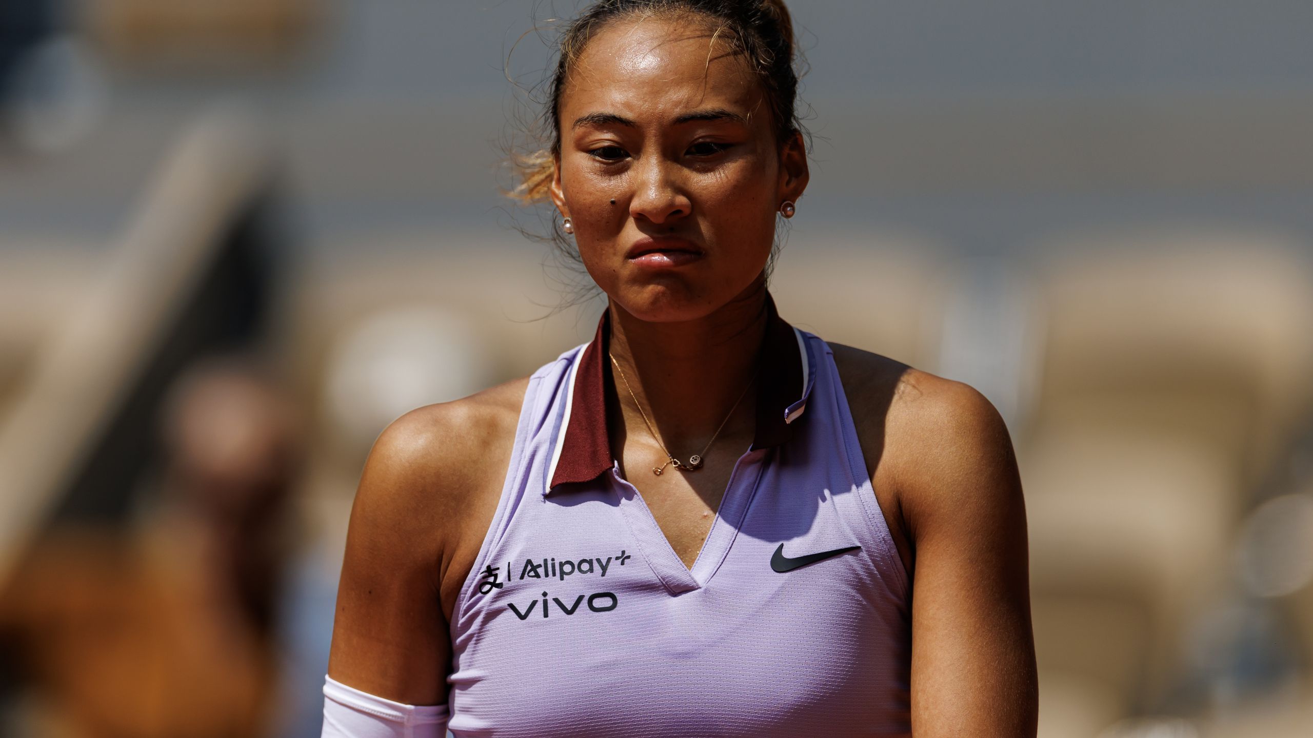 Zheng a "călcat pe bec" la Roland Garros, după eșecul cu Sabalenka. Chinezoaica, acuzată de ...