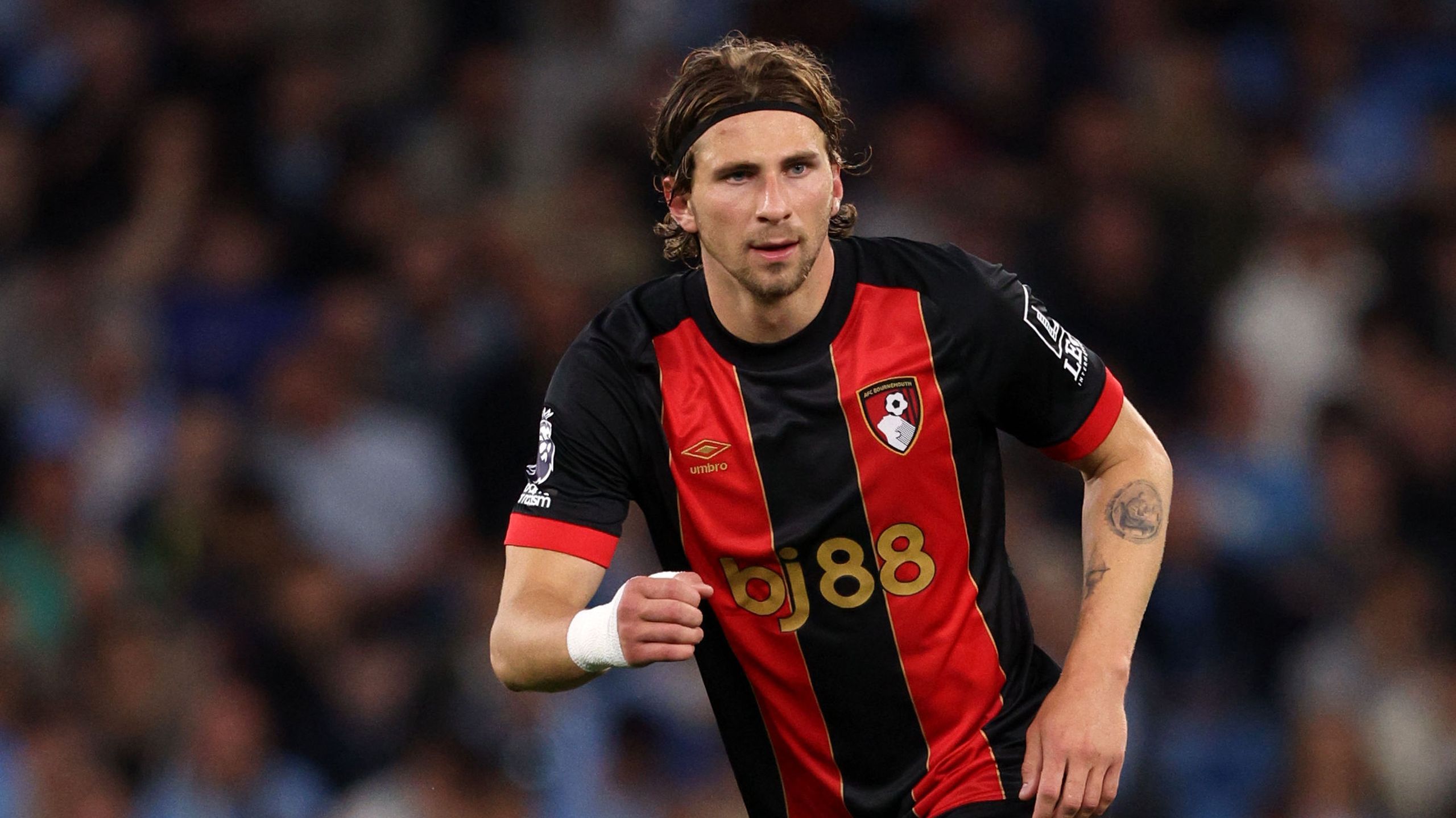 La première offre du PSG pour Ilya Zabarnyi refusée, Bournemouth espère ...