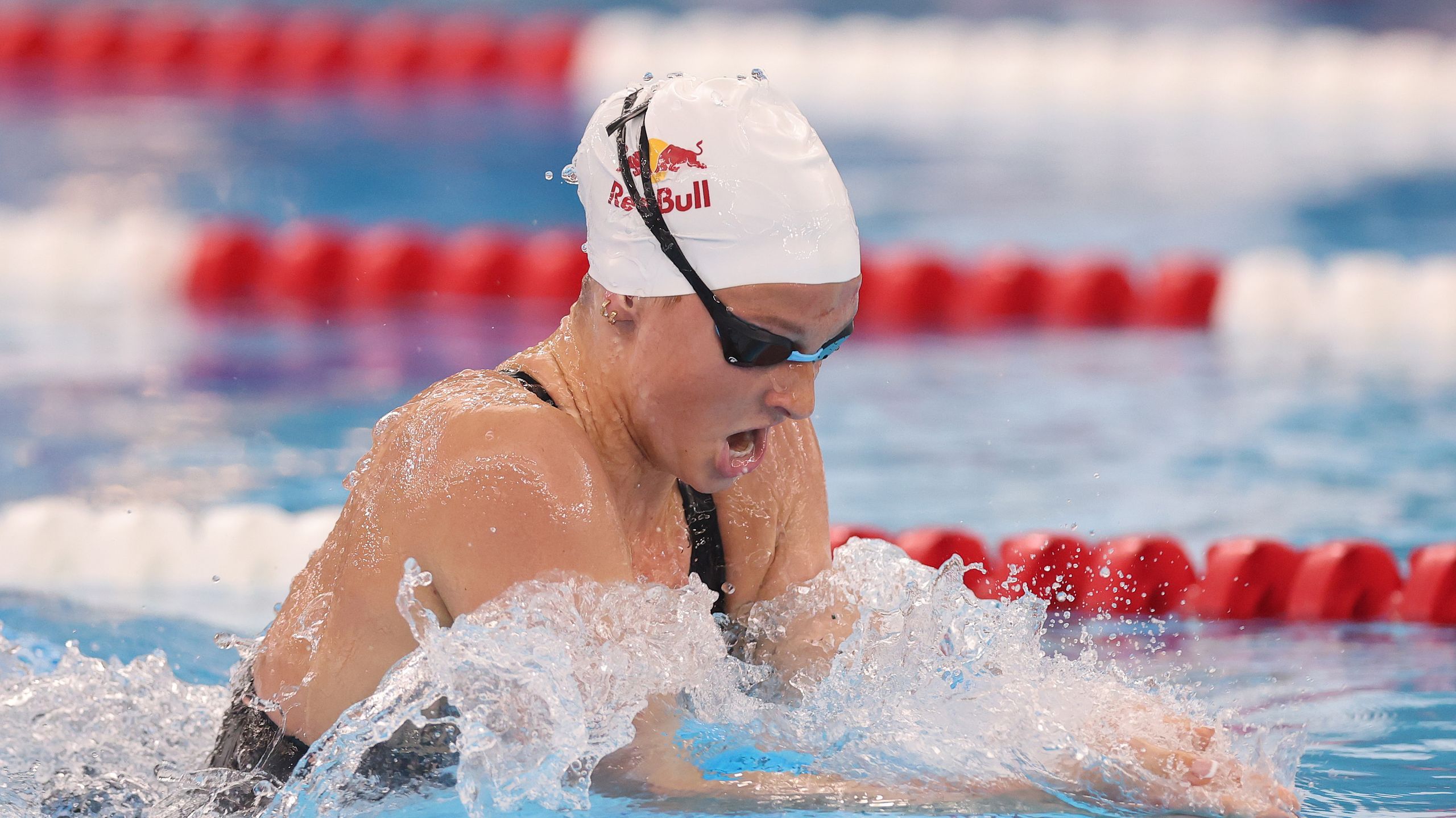 Summer McIntosh a doborât al 3-lea cel mai vechi record mondial din ...
