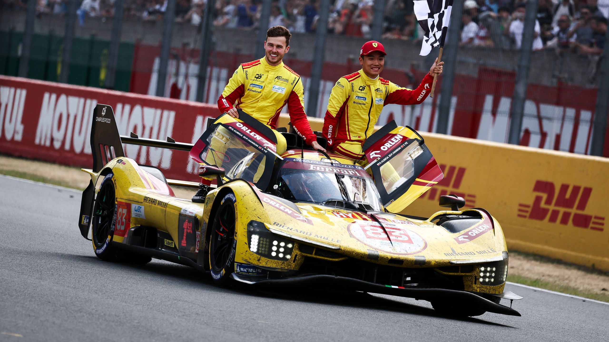 Le Mans 2025: Gelber Ferrari mit Robert Kubica triumphiert beim 24 ...