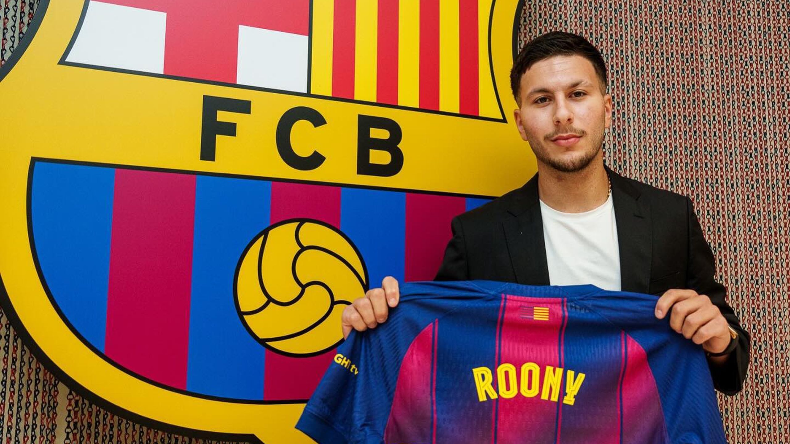 Barcelona a oficializat transferul lui Roony Bardghji. Cât au plătit ...