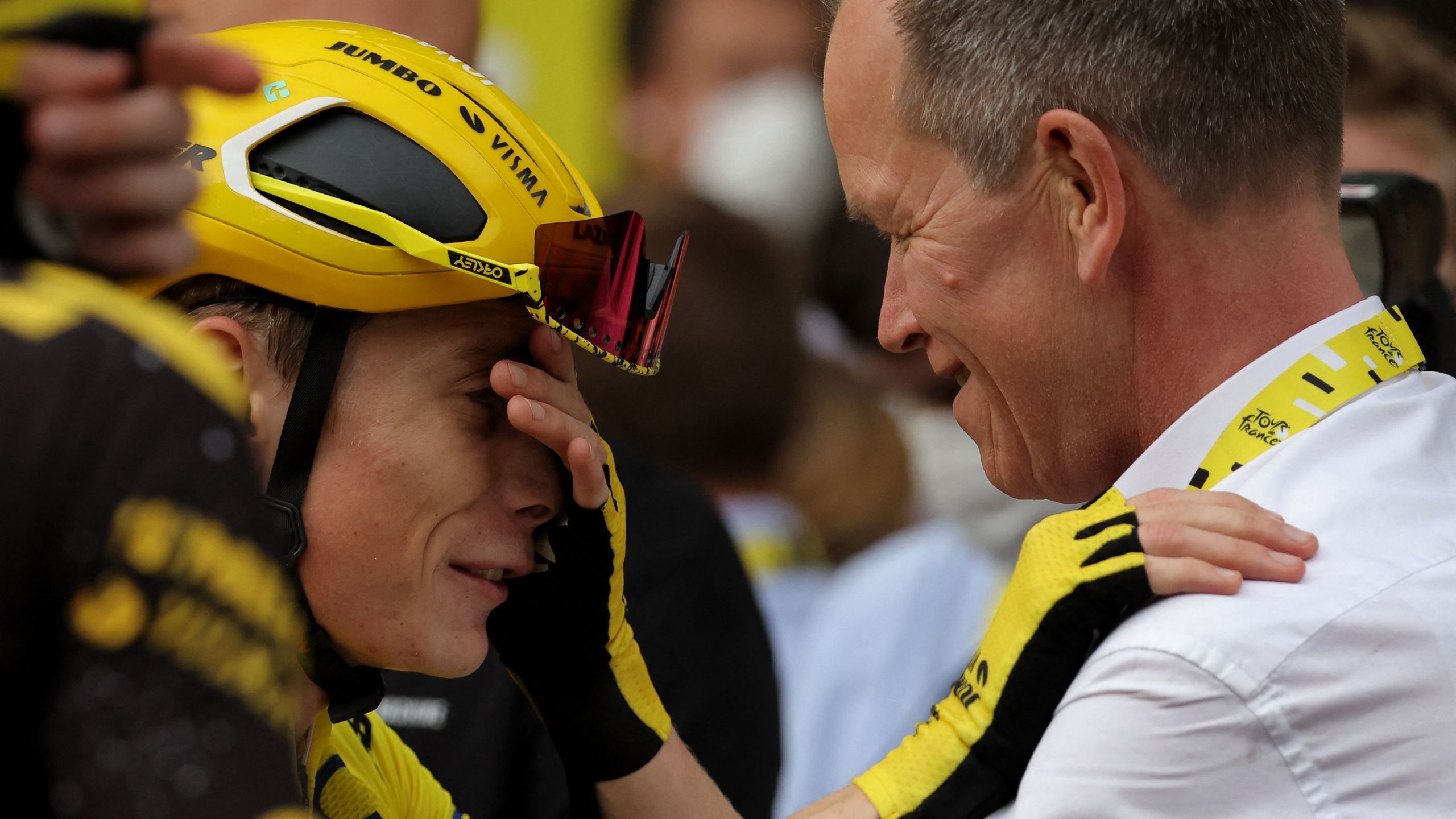 Visma-ploegbaas Richard Plugge slaat hard terug na kritiek van oud-Tour ...