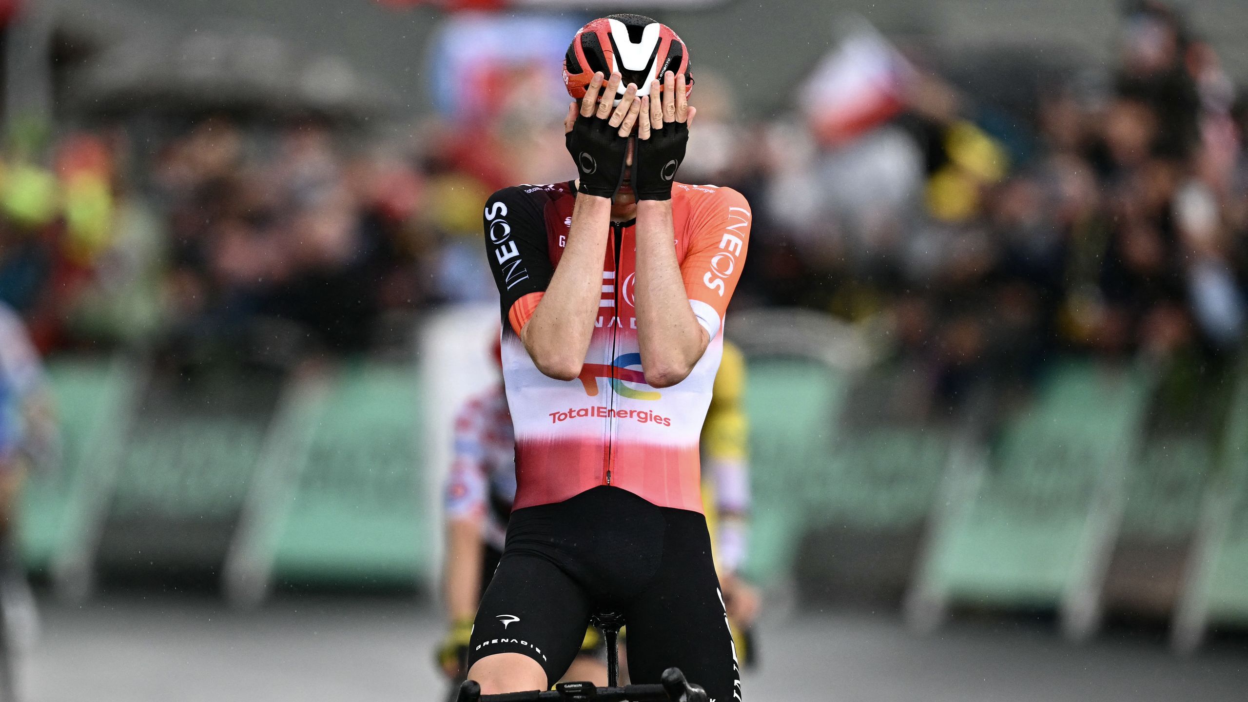Tour de France 2025 - Thymen Arensman résiste à Tadej Pogacar et Jonas ...