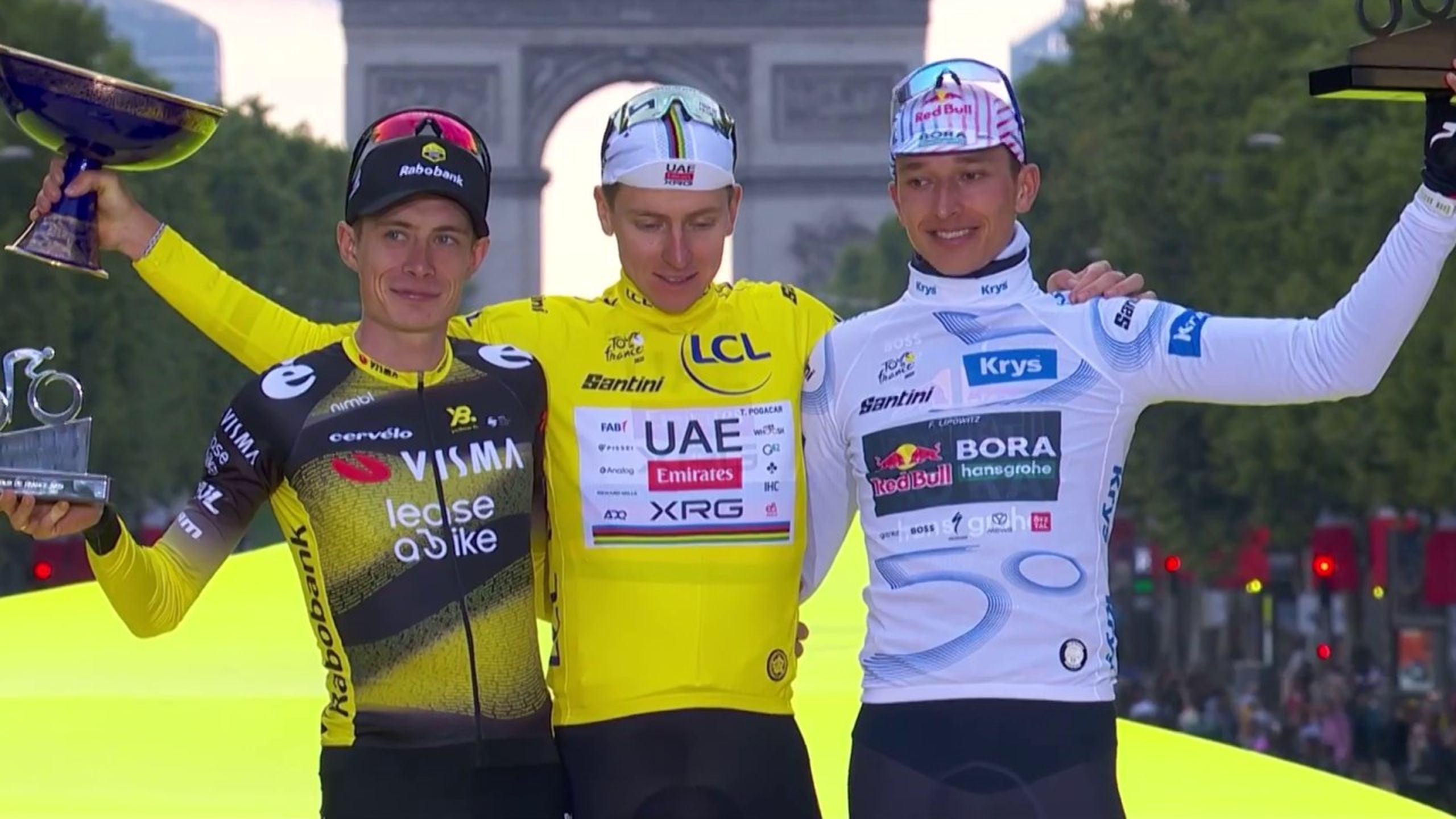 Tour de France 2025 - Siegerehrung mit Florian Lipowitz, Pogacar, Vingegaard und Co ...