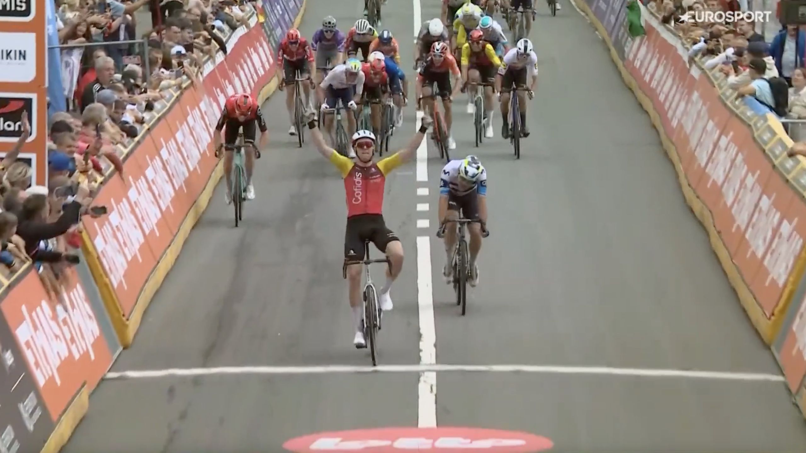 Første professionelle sejr til Oliver Knight i Vallonien - se ...