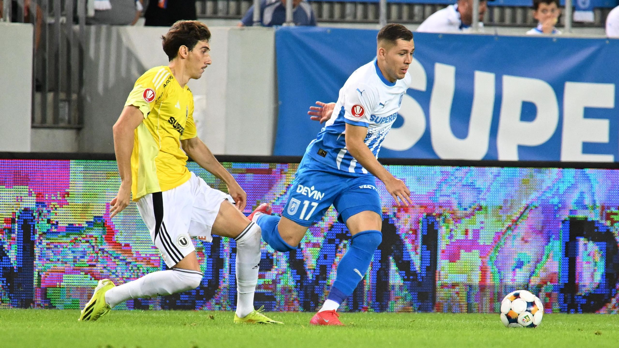 Universitatea Craiova a întors pe final scorul, câștigând cu "U" Cluj ...