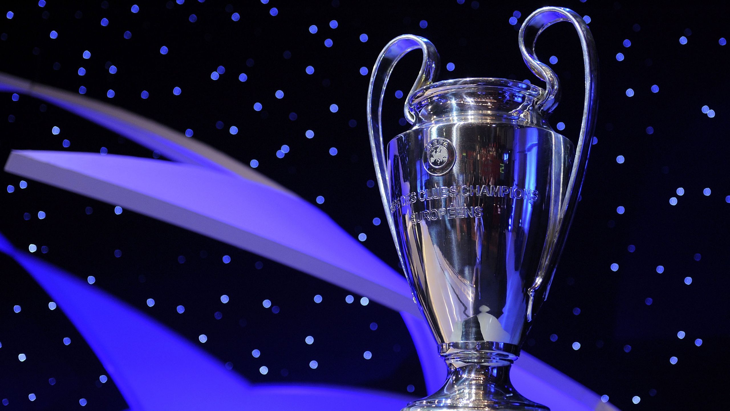 Wanneer en hoe laat is de loting voor de Champions League 2025/2026 ...