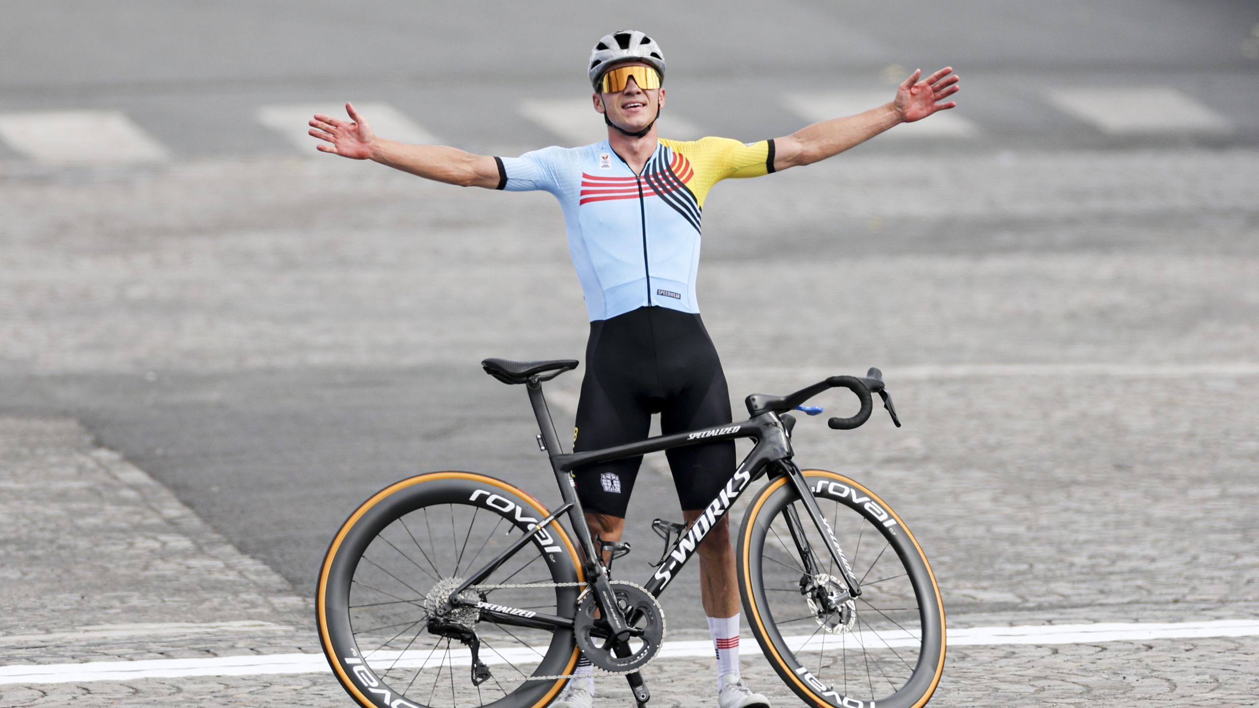 OL-vinder Remco Evenepoel skifter Soudal - QuickStep ud med Red Bull ...