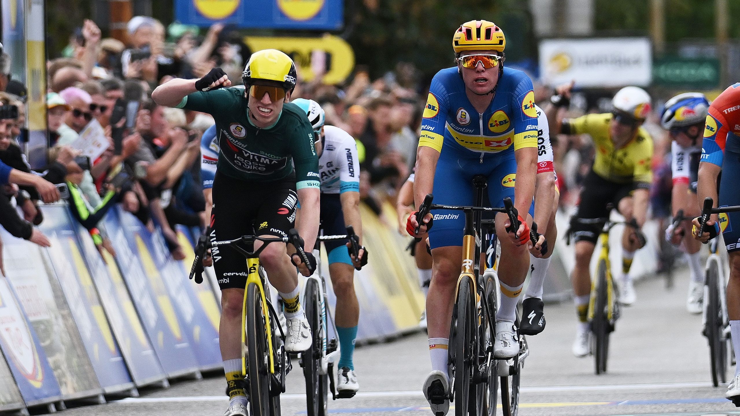 Avec Wout van Aert à son service, Matthew Brennan a survolé les débats ...