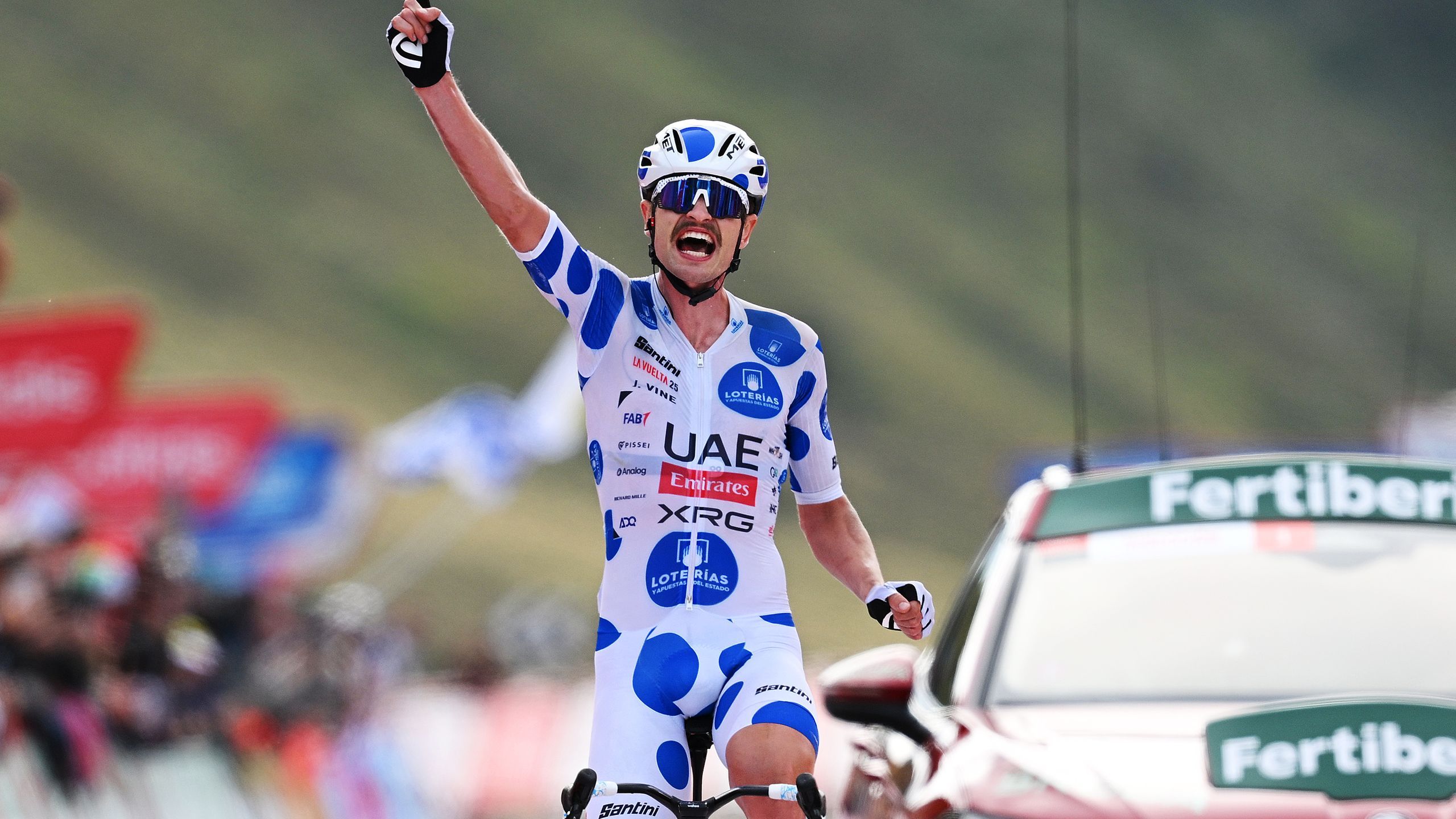 Jay Vine en solo, les favoris ensemble, Torstein Træen à la traîne : l ...