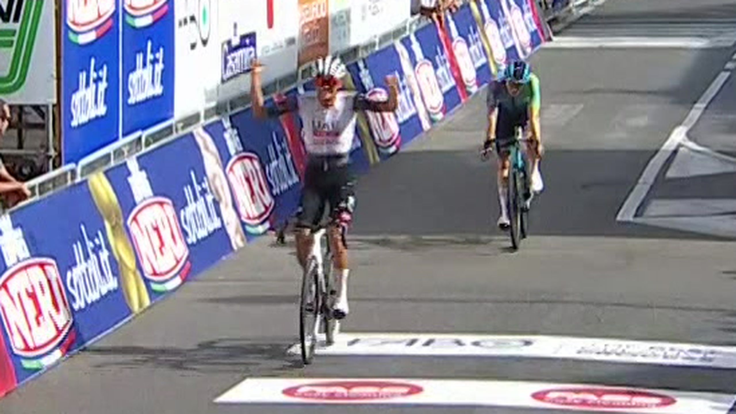 GP Industria & Artigianato: Isaac Del Toro gewinnt im Dreiersprint vor ...