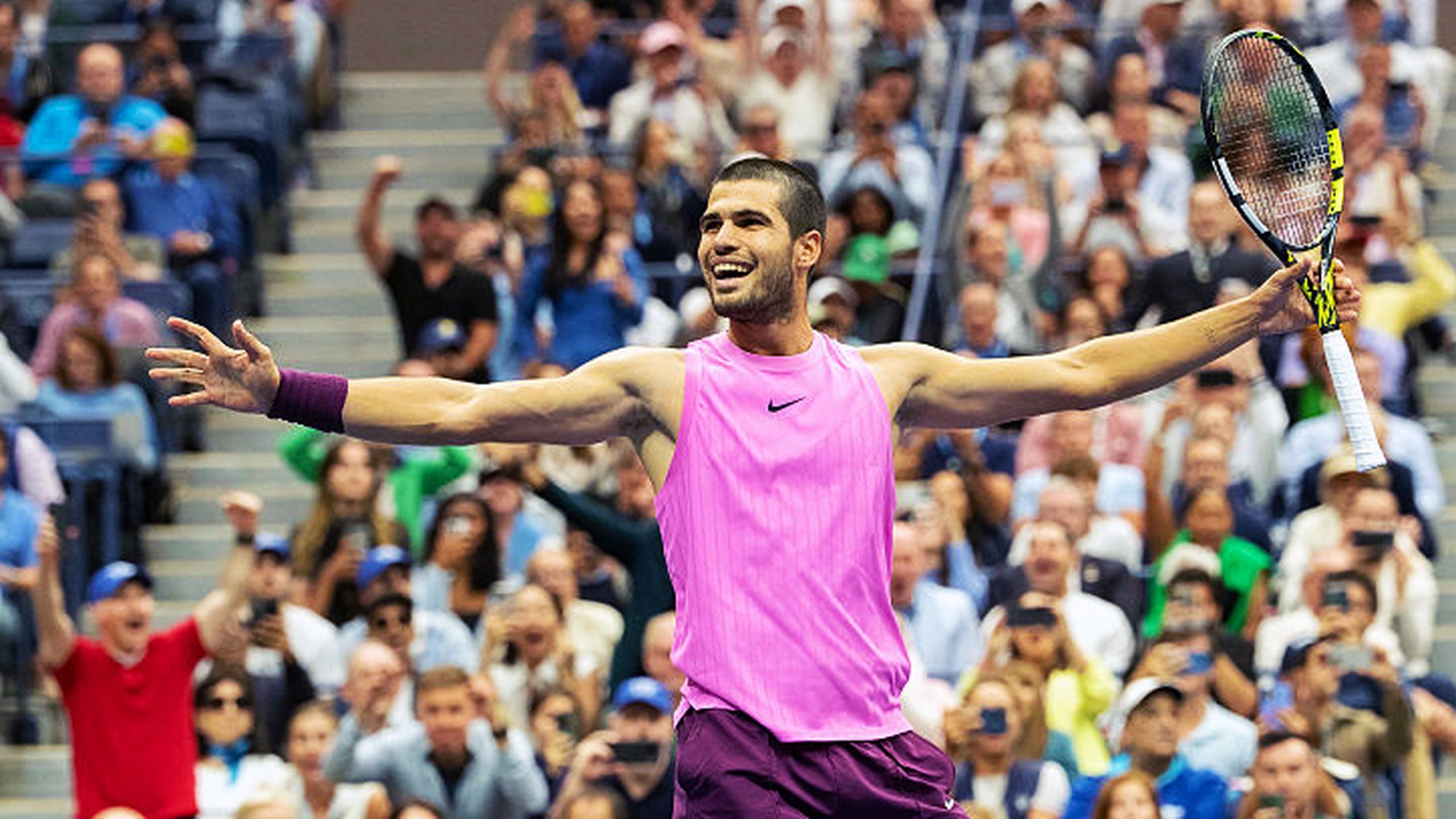 US Open 2025 - Carlos Alcaraz gibt die Antwort im Finale auf dem Platz ...