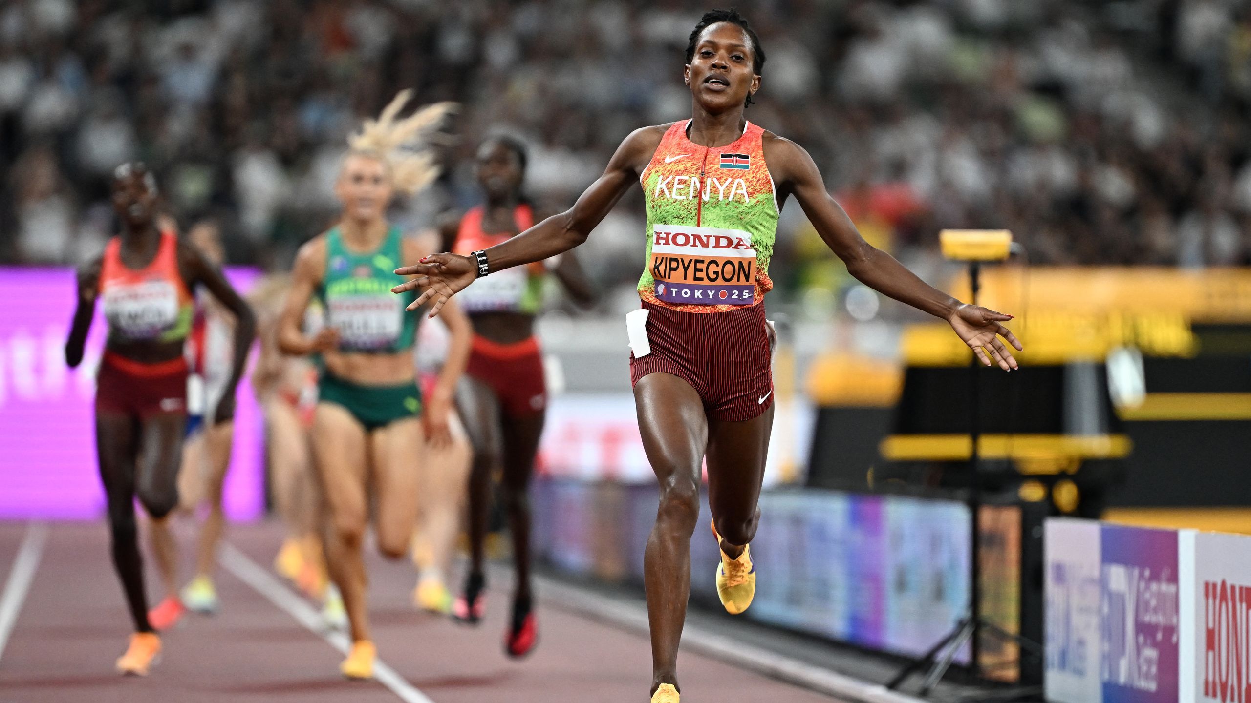 Faith Kipyegon royale, Jessica Hull prive le Kenya d'un triplé : le ...