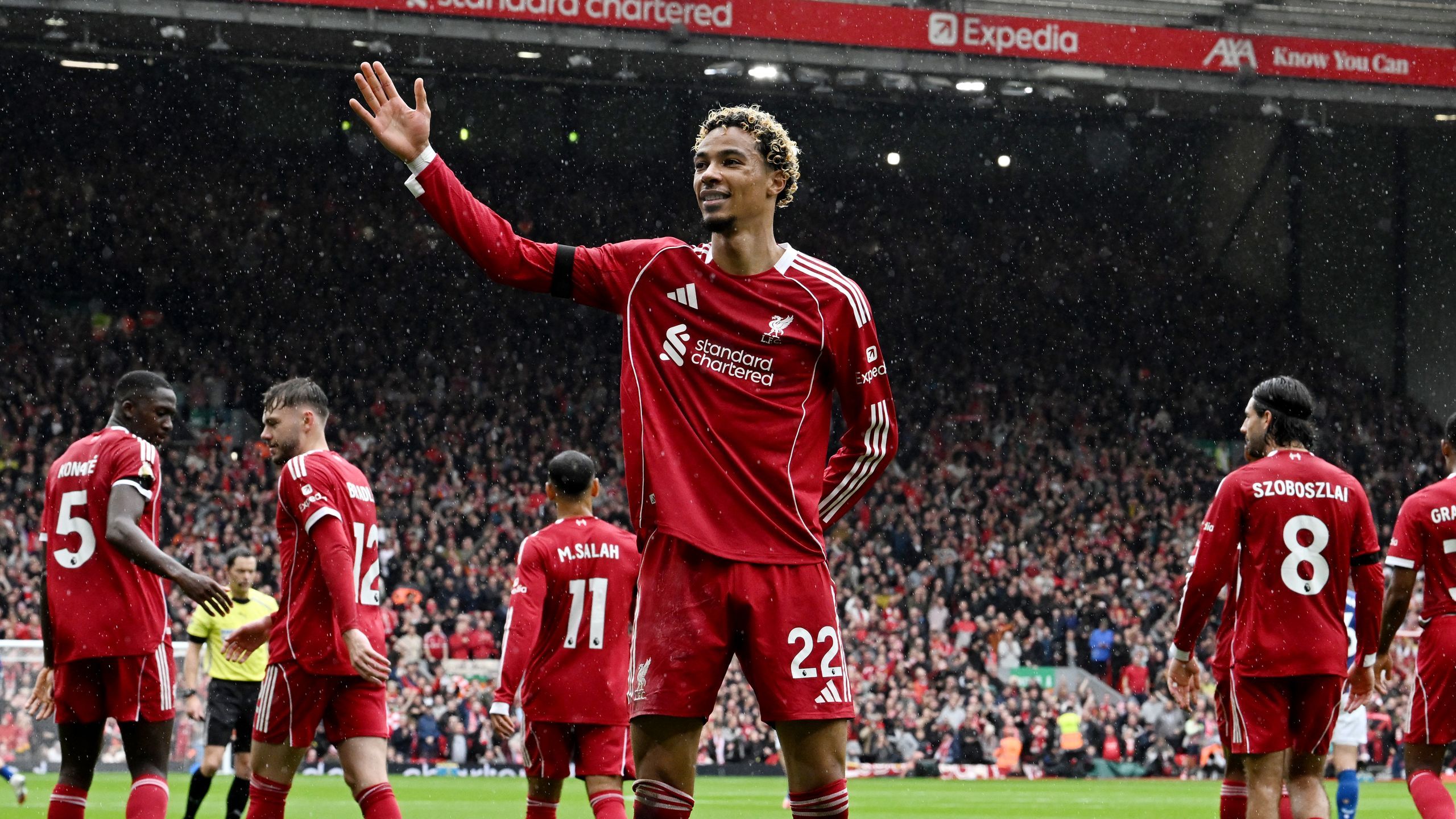 Premier League - Hugo Ekitiké encore buteur, Liverpool poursuit son ...