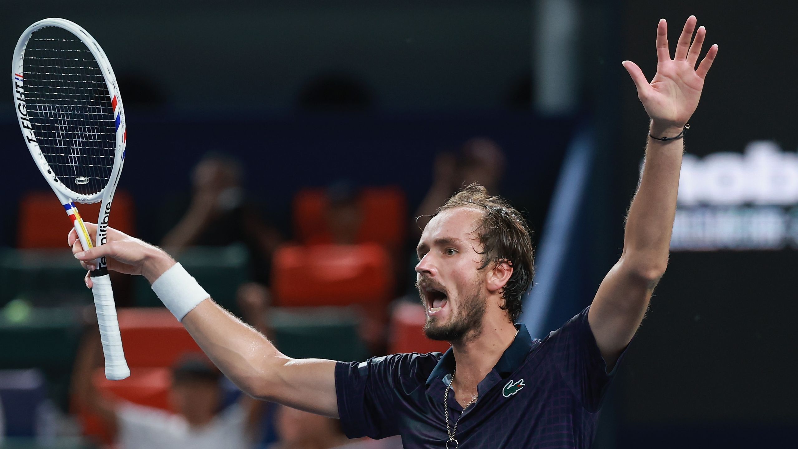 ATP Shanghai: Daniil Medvedev kämpft sich gegen Alex de Minaur ins ...
