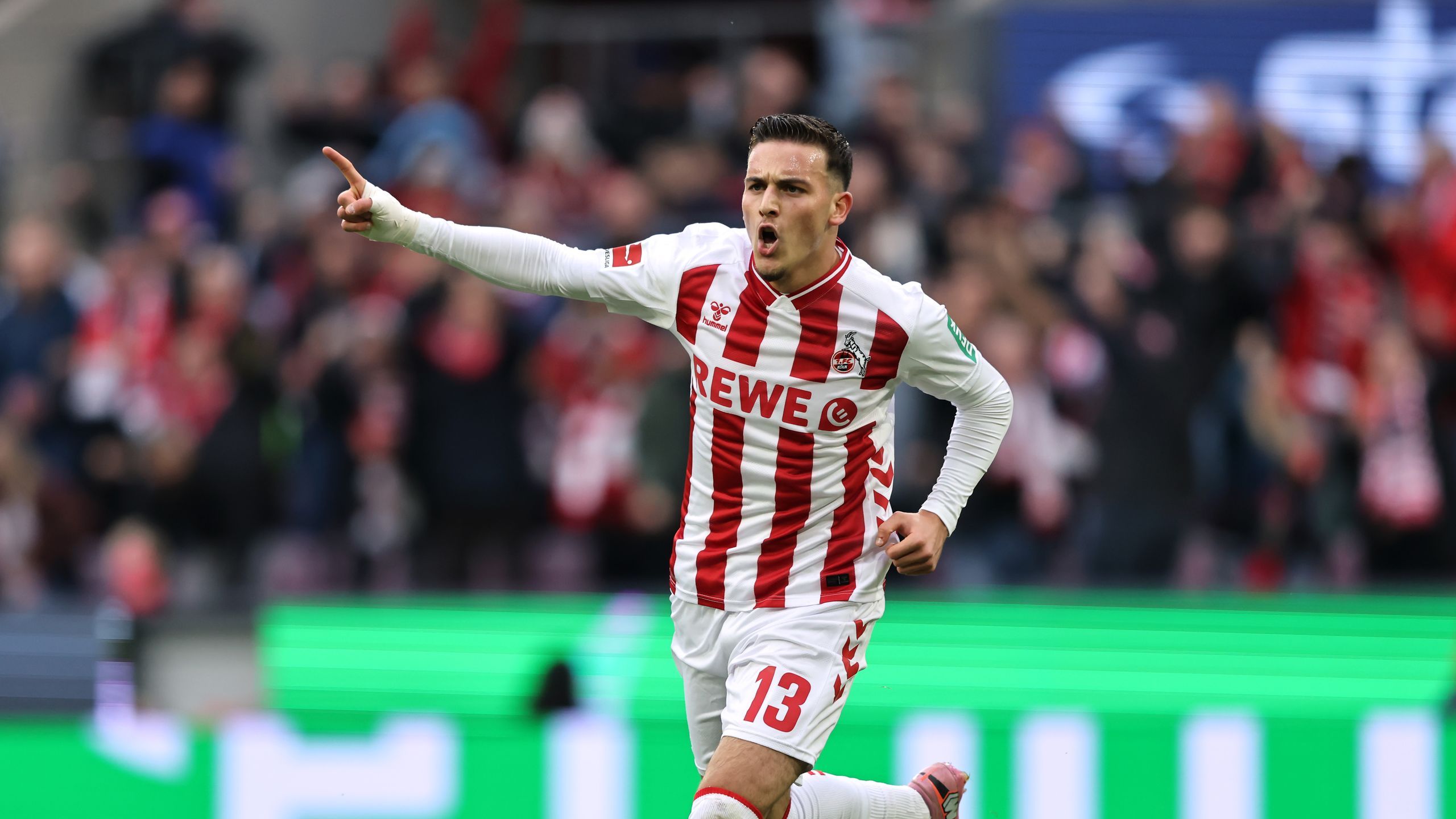 Joker Said El Mala rettet Aufsteiger 1. FC Köln gegen FC Augsburg ...