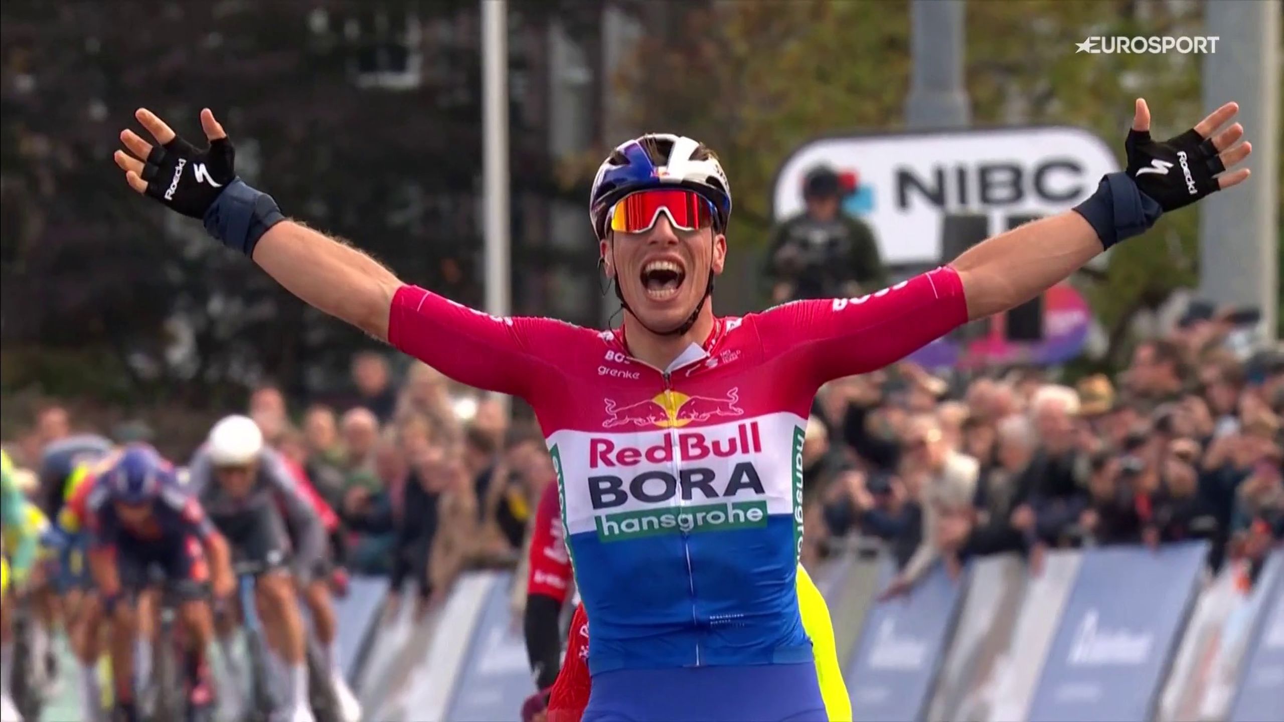 Danny van Poppel stunt en verrast sprinters in Tour of Holland ...