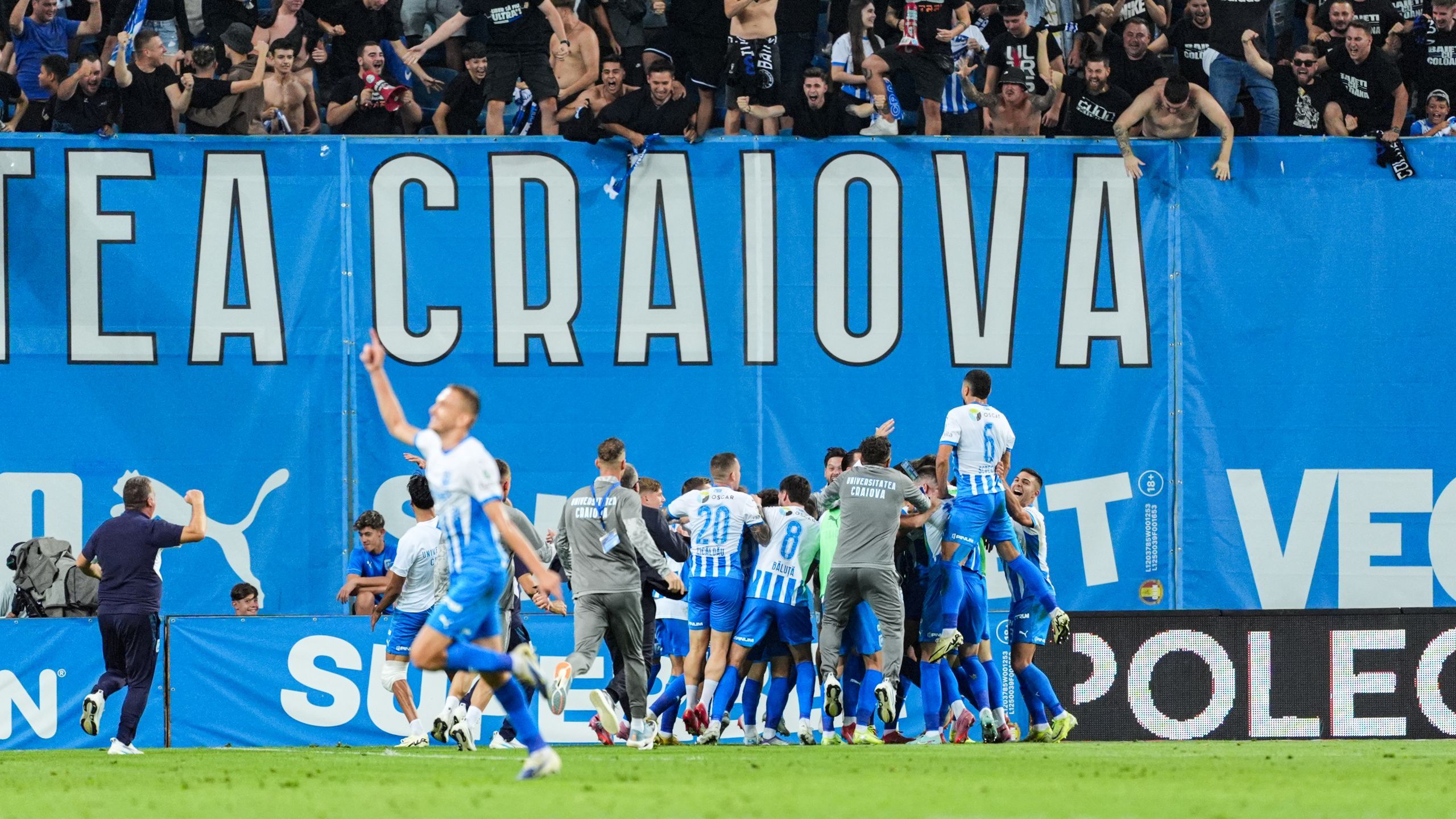 Universitatea Craiova - FC Noah s-ar putea disputa cu casa închisă ...