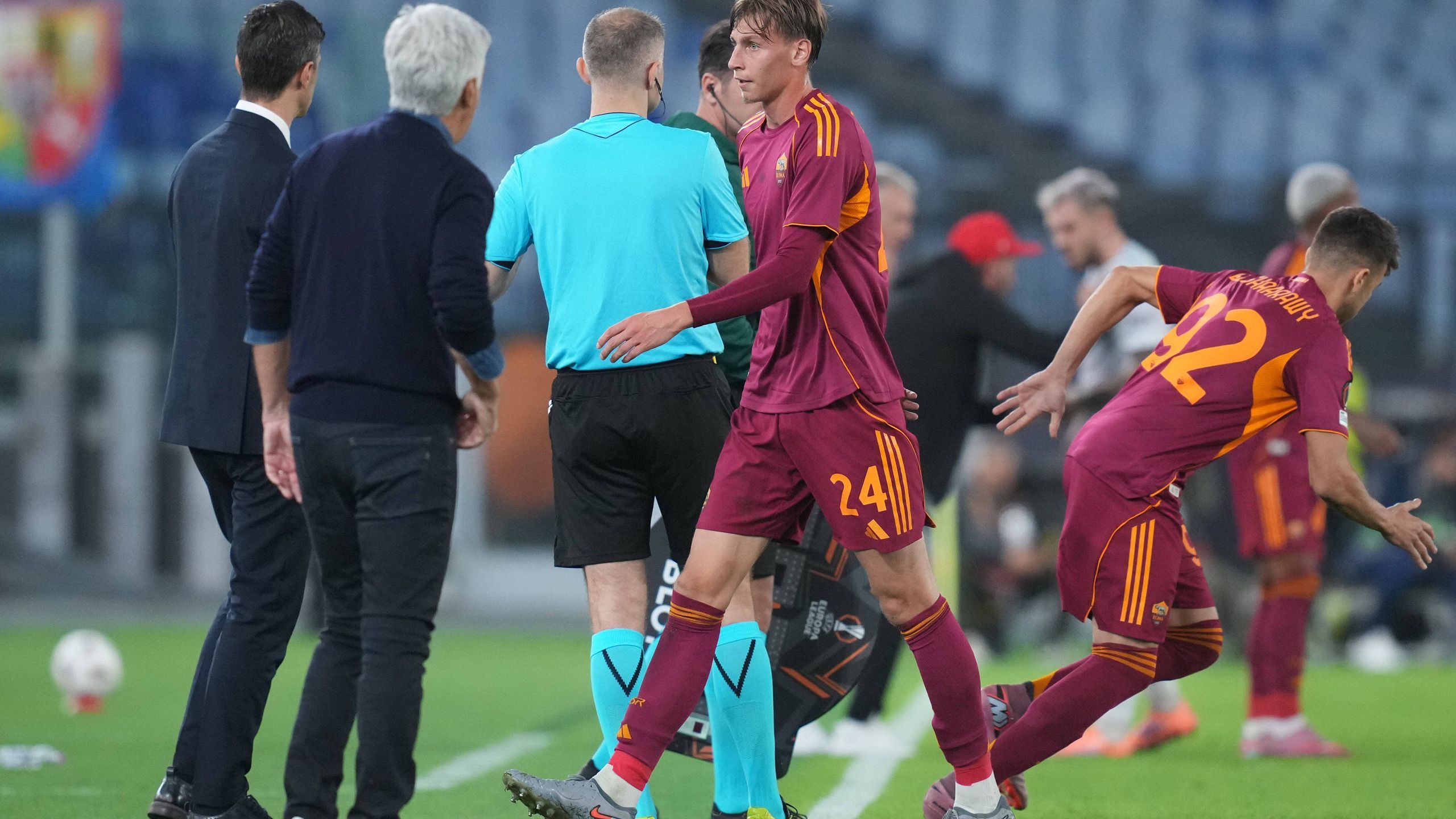 Jan Ziółkowski został zmieniony już w 30. minucie meczu Viktoria Pilzno ...