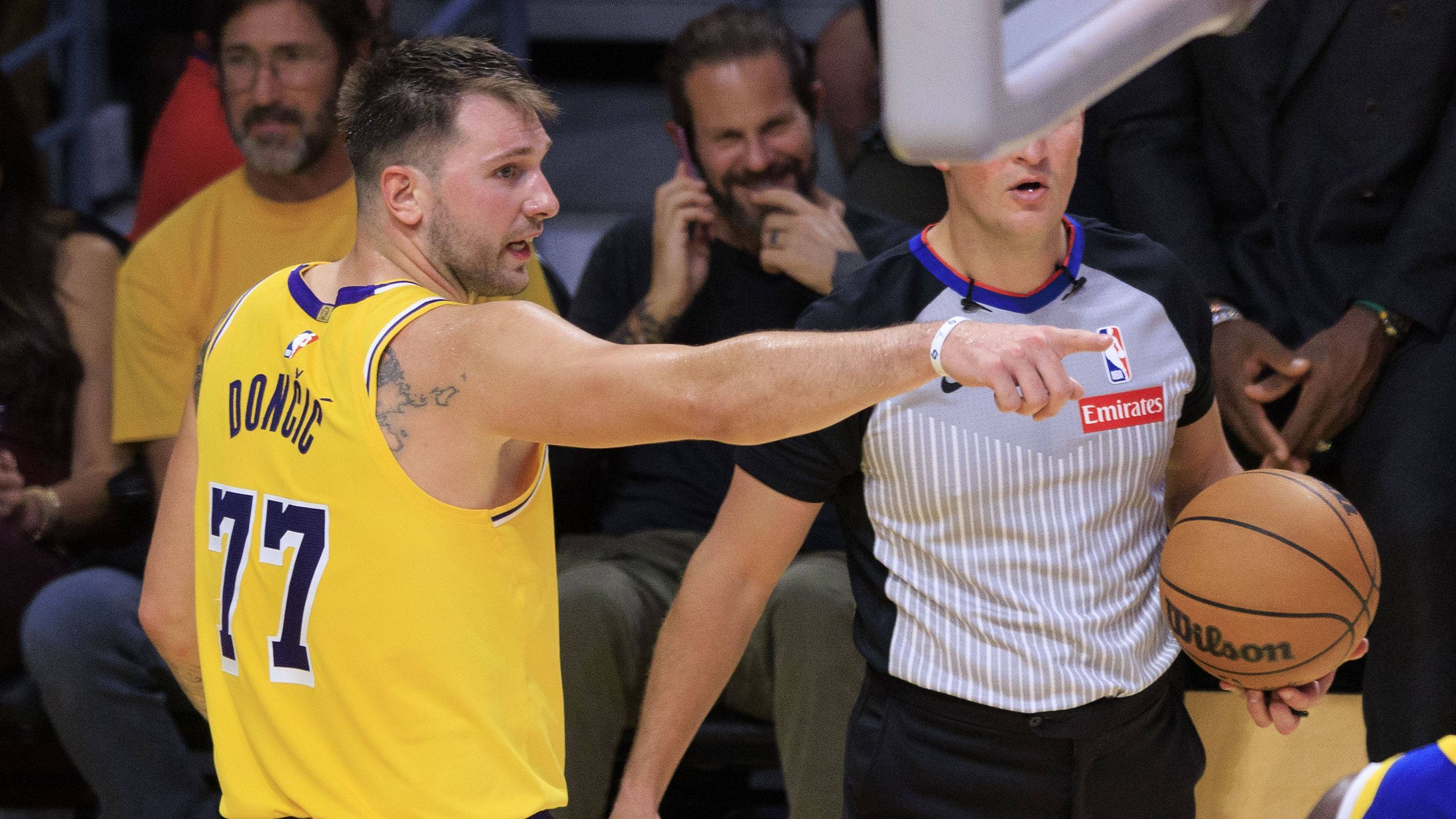 NBA - Luka Doncic égale un record de Michael Jordan et Wilt Chamberlain ...