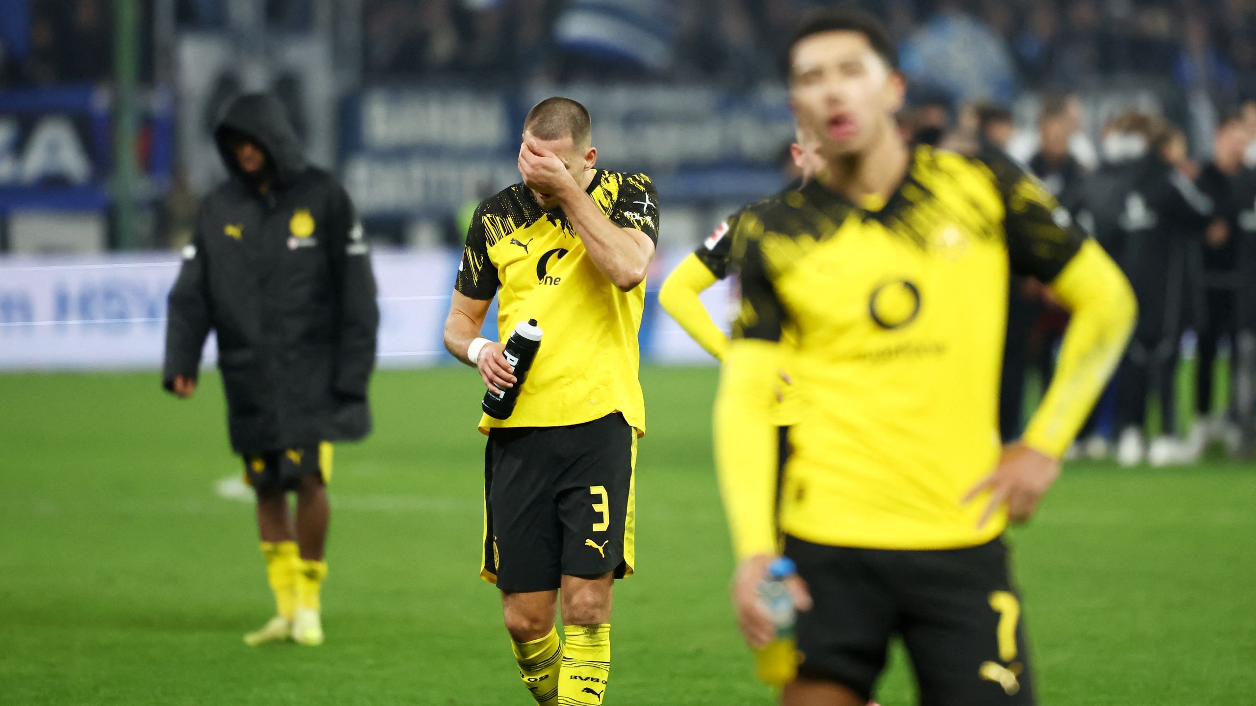BVB-Sportdirektor Sebastian Kehl wütend nach Last-Minute-Unentschieden ...