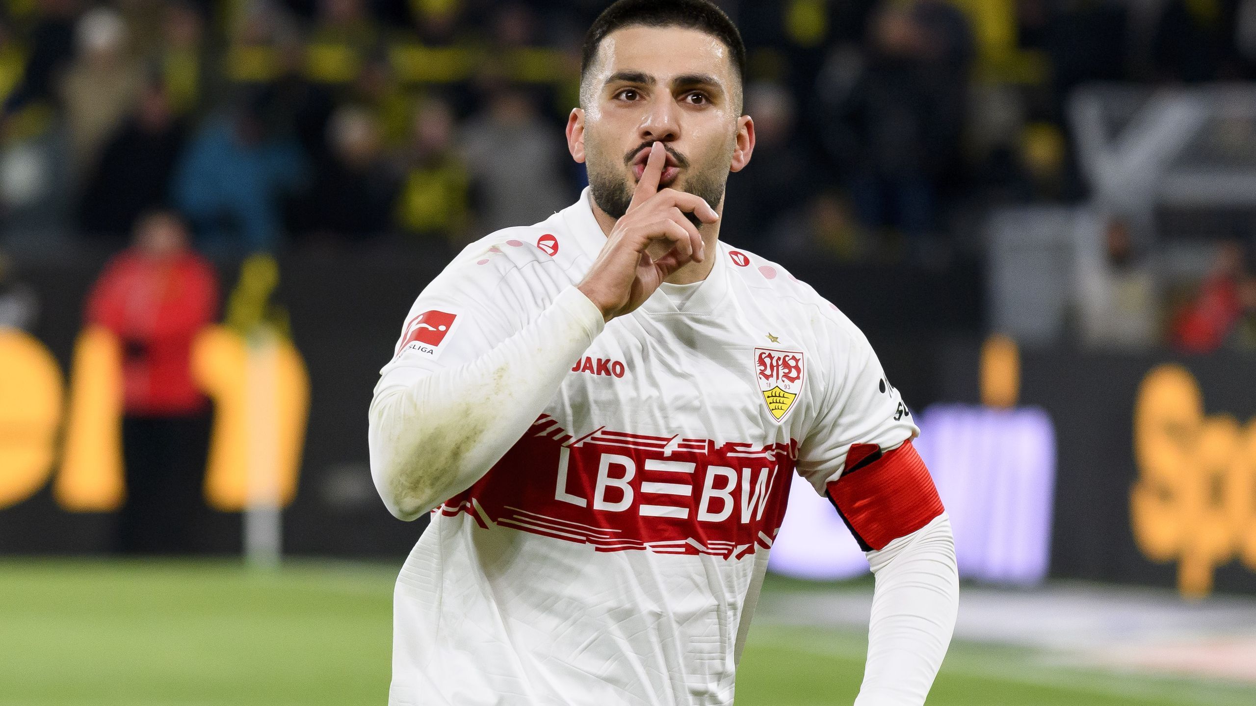 Deniz Undav vom VfB Stuttgart kritisiert Umgang mit Sandro Wagner vom ...