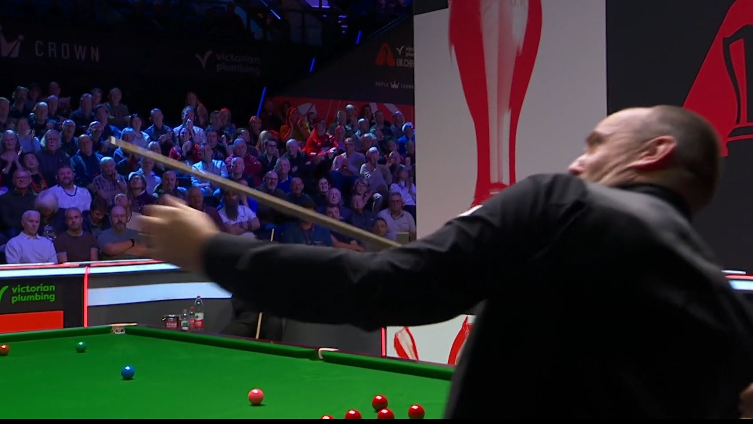 Mark Williams sorgt nach starkem Pott gegen Pang Junxu für Lacher ...