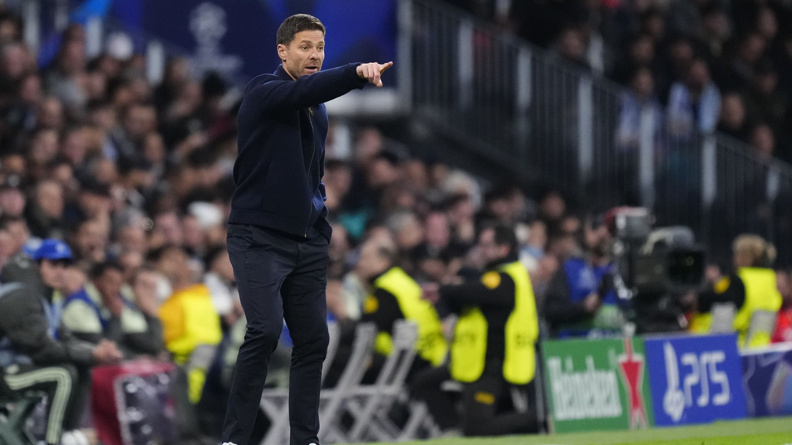 Xabi Alonso salva su primer 'match ball' como entrenador del Real ...