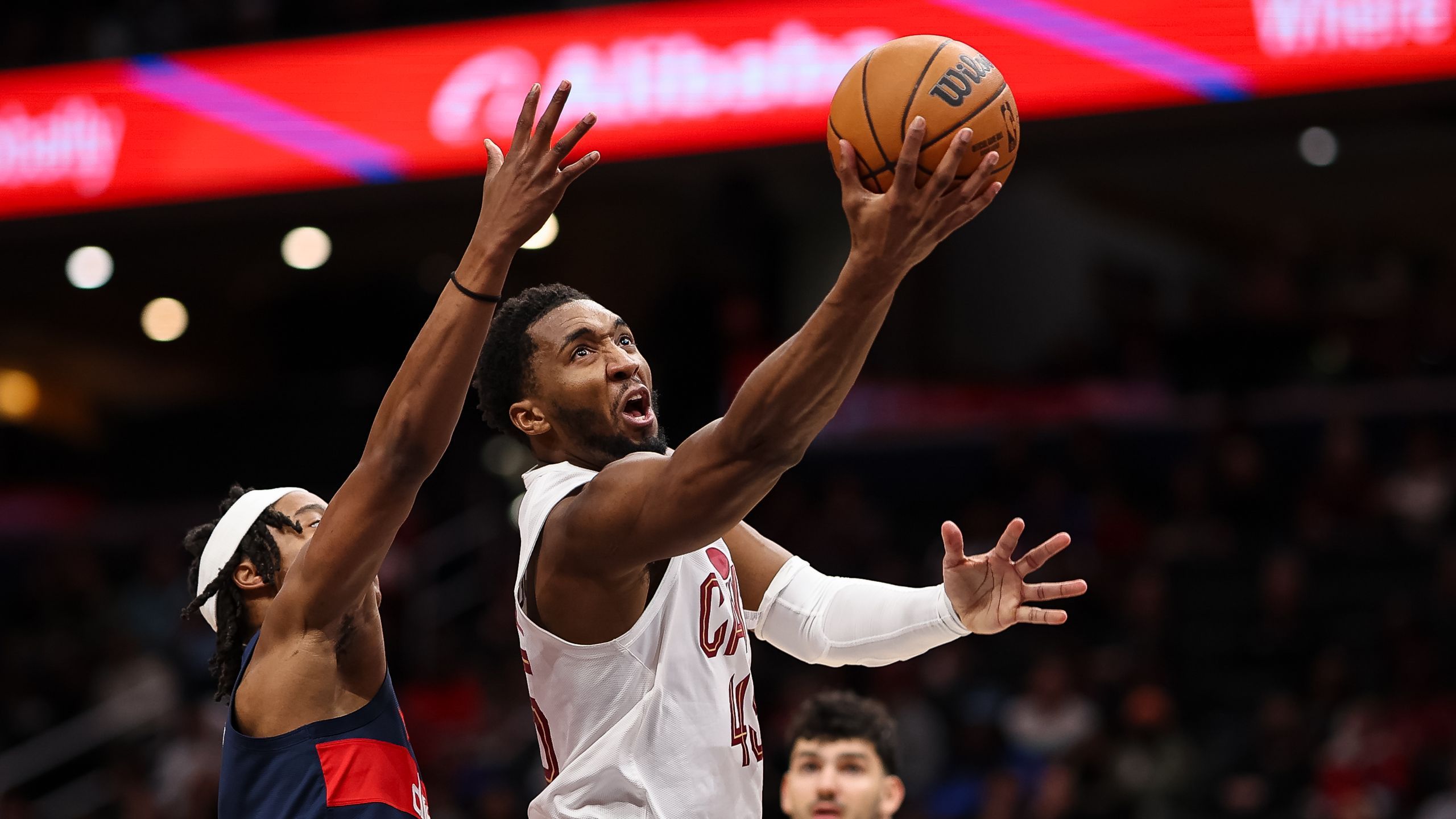 NBA - 48 points pour Donovan Mitchell qui ensorcelle Washington et ...