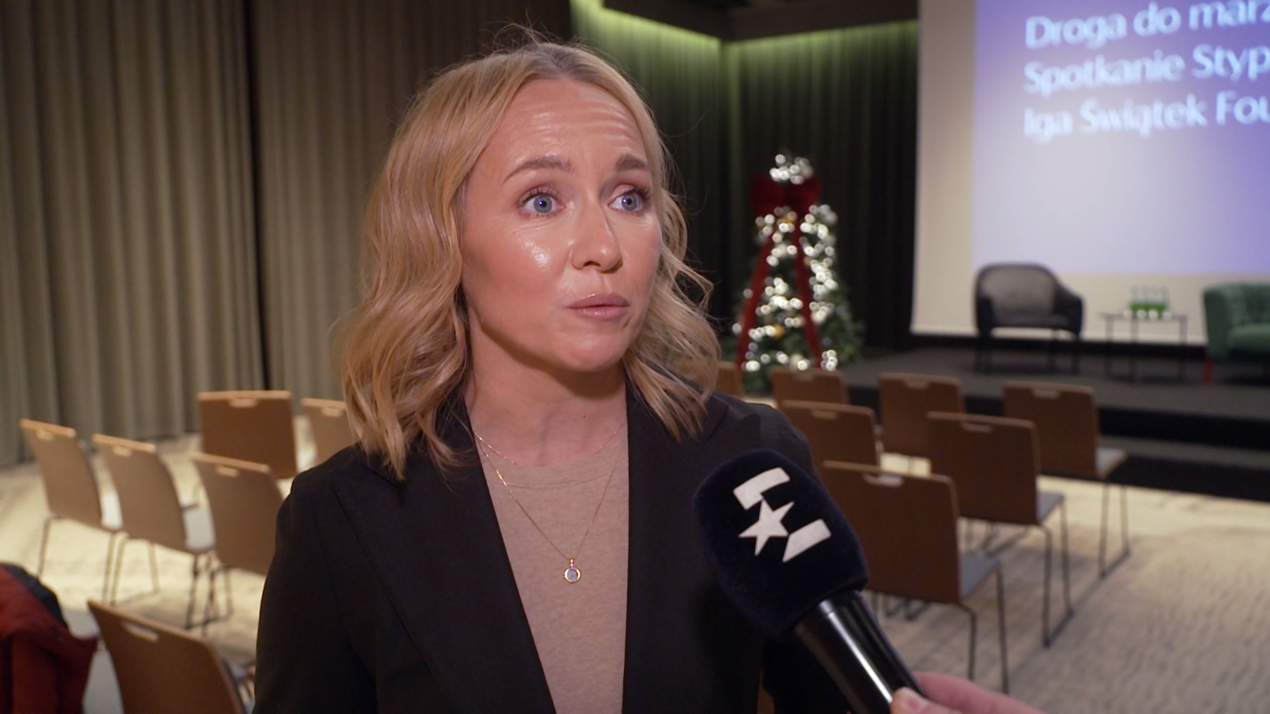 Daria Abramowicz po konferencji Iga Świątek Foundation - Tennis video ...