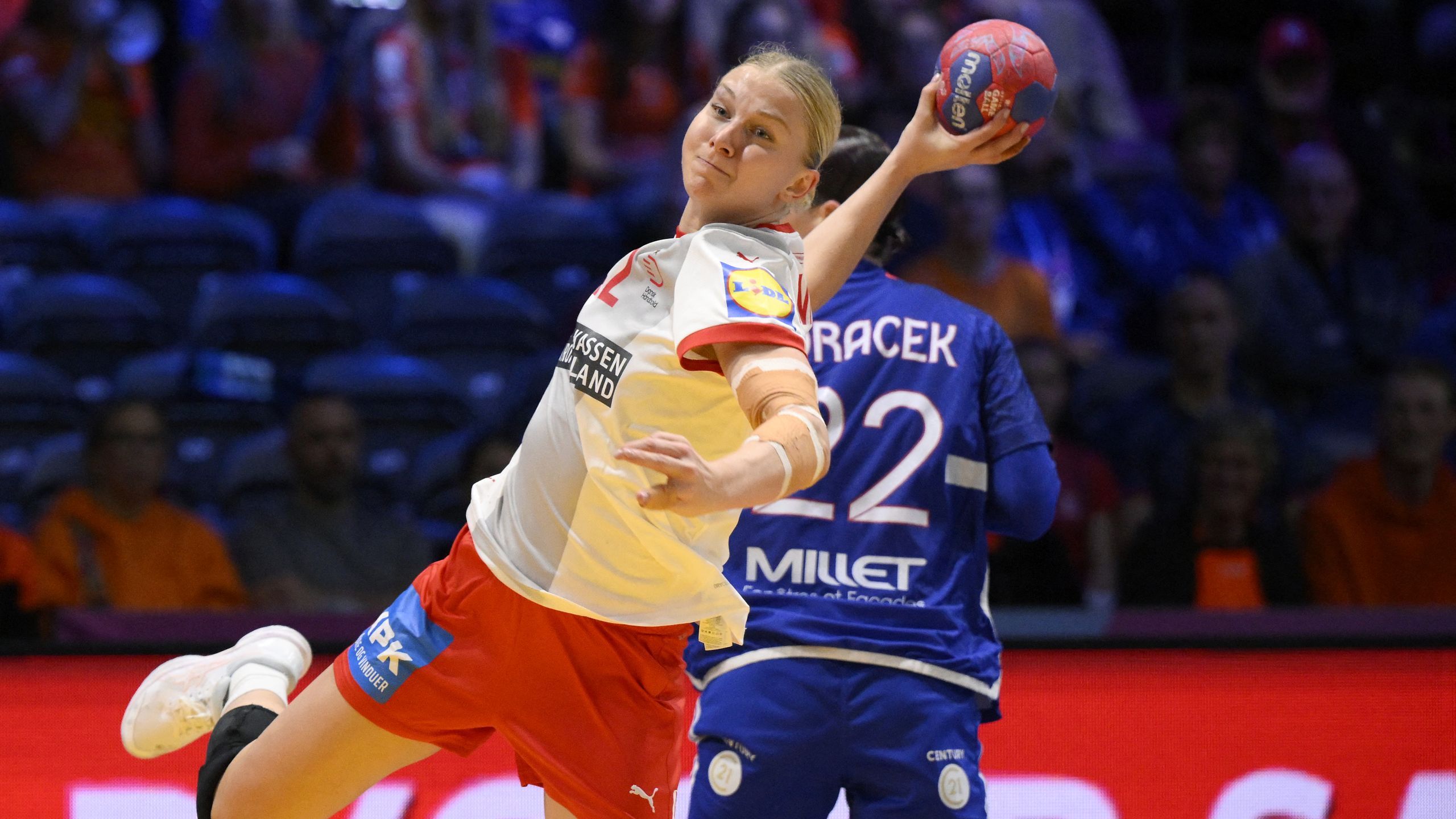 Olimpiai bronzérmes dán átlövőt igazolt az FTC-Rail Cargo Hungaria ...