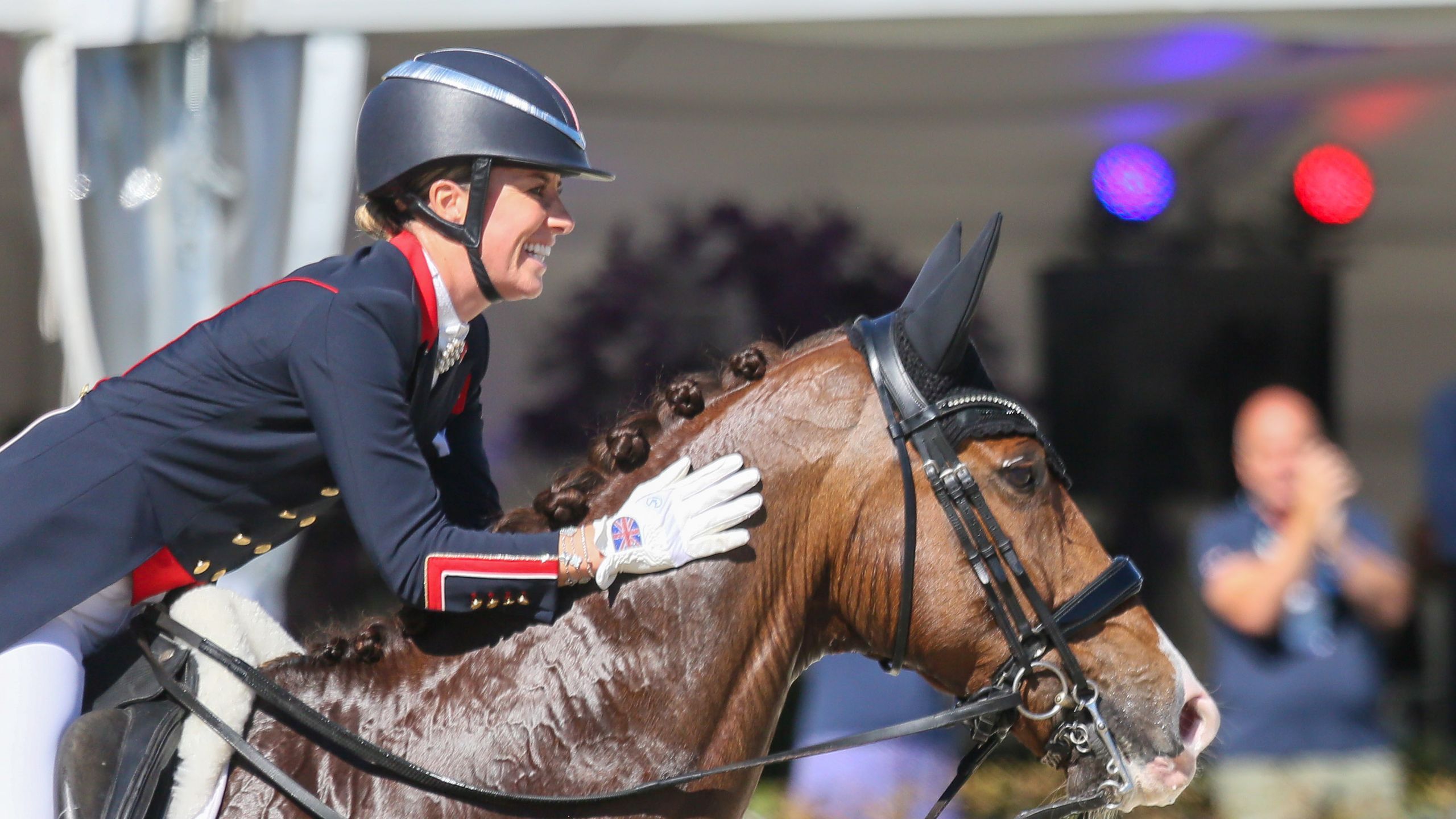 Charlotte Dujardin nach Peitschen-Skandal zurück im Weltcup - Dressur ...