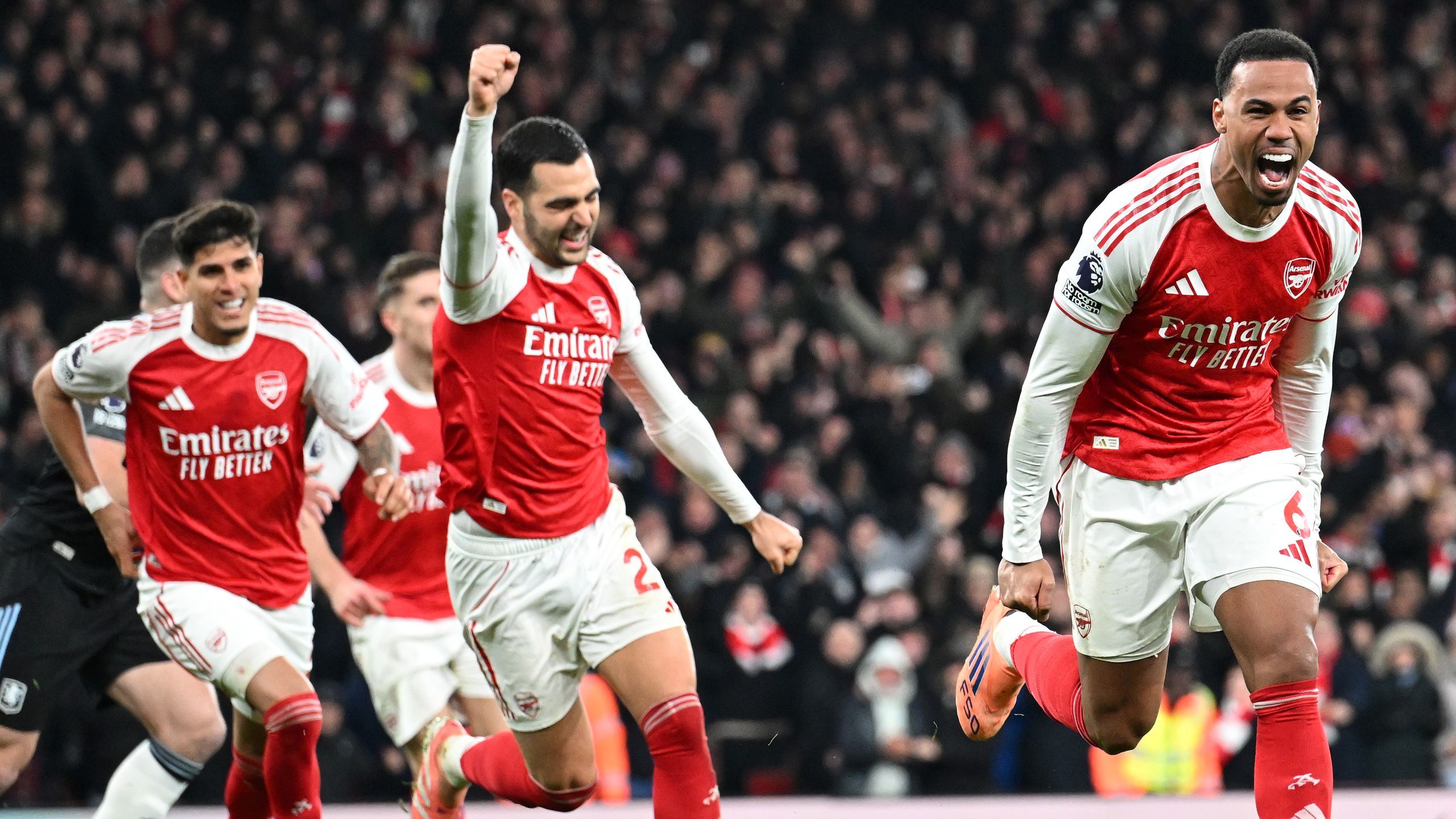 Arsenal demontiert Aston Villa im Spitzenspiel und festigt Platz eins ...