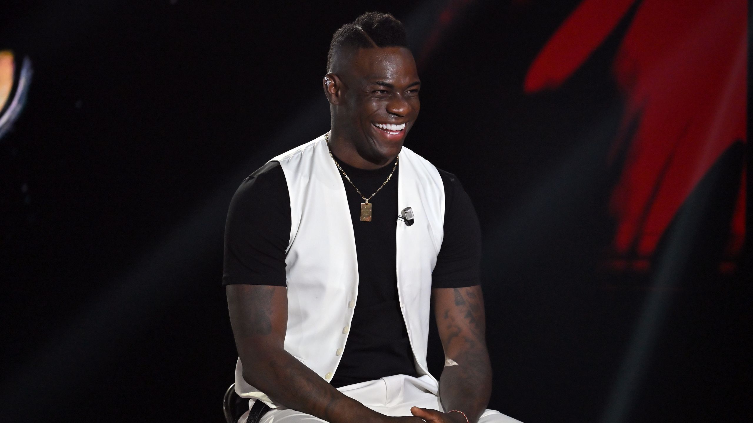 Mario Balotelli riparte da Dubai: a 35 anni ha firmato un contratto di ...