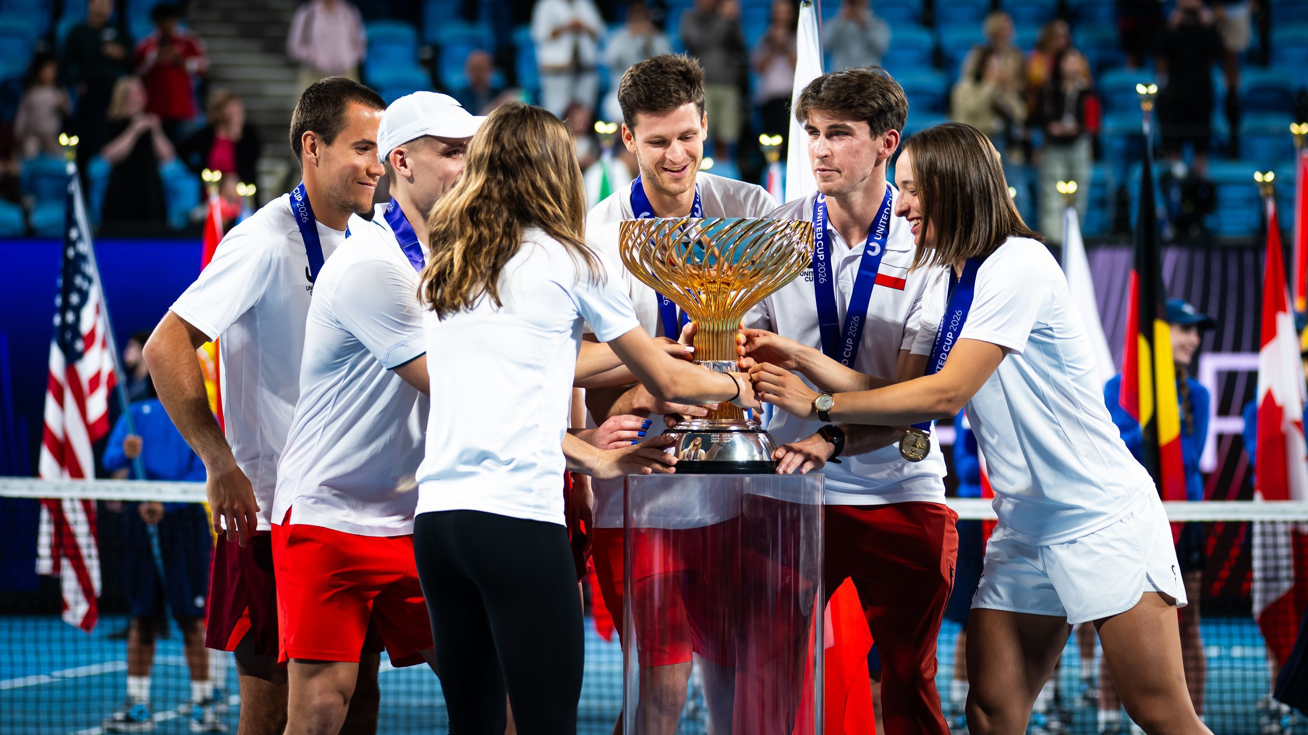 United Cup | Hubert Hurkacz s'offre une superbe revanche, la Pologne ...